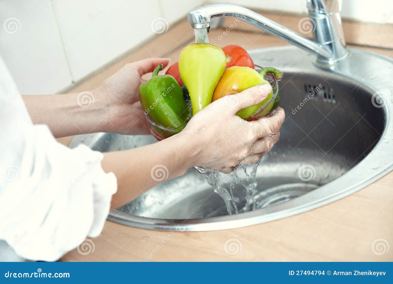 Washing vegetables stock photo. Image of housewife, domestic - 27494794