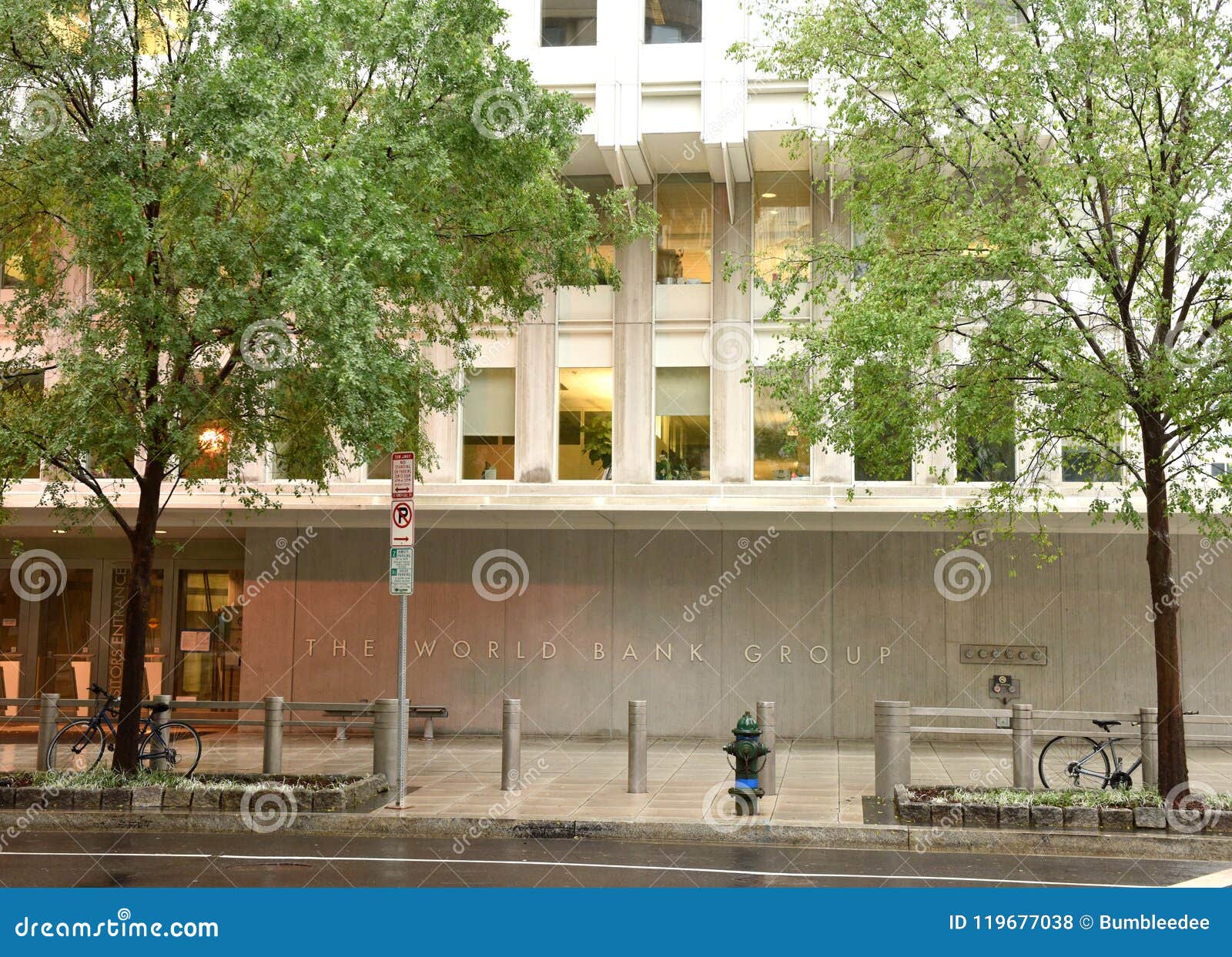 Washington, DC - June 04, 2018: the World Bank Main Building in ...