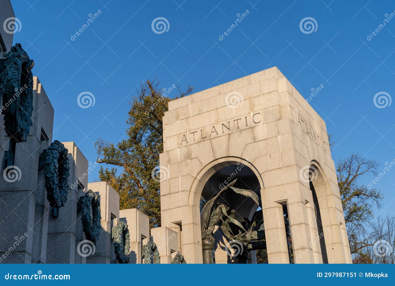 Washington, DC - November 11,: World War II Memorial - Atlantic Side ...
