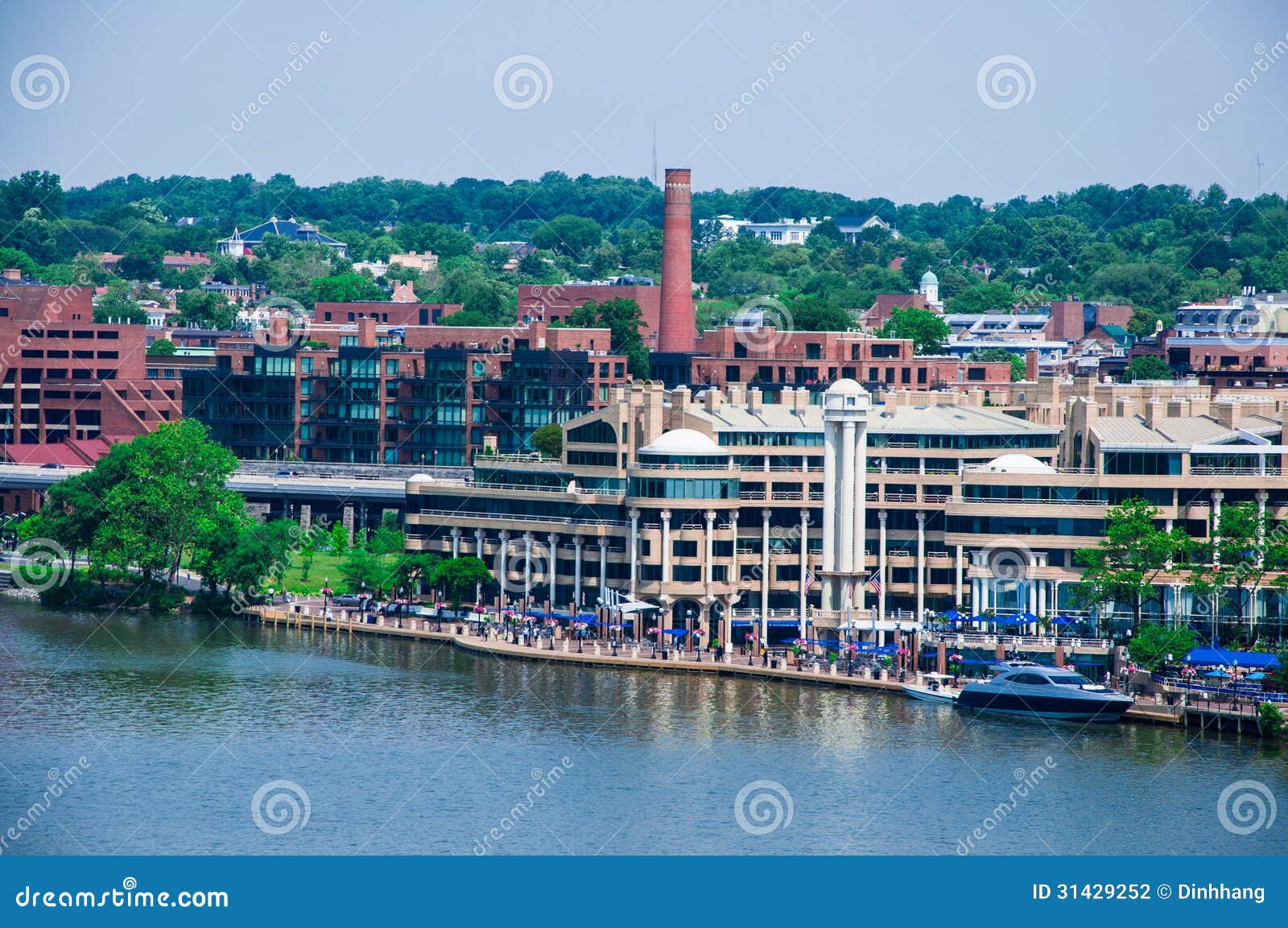 Washington DC by the Potomac River Stock Photo - Image of boat ...