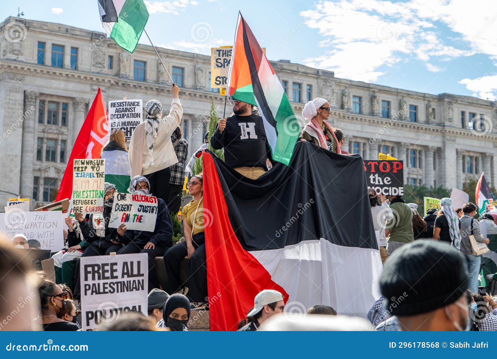 Washington, DC - 11-4-2023: Protestors at Pro-Palestine March Editorial ...