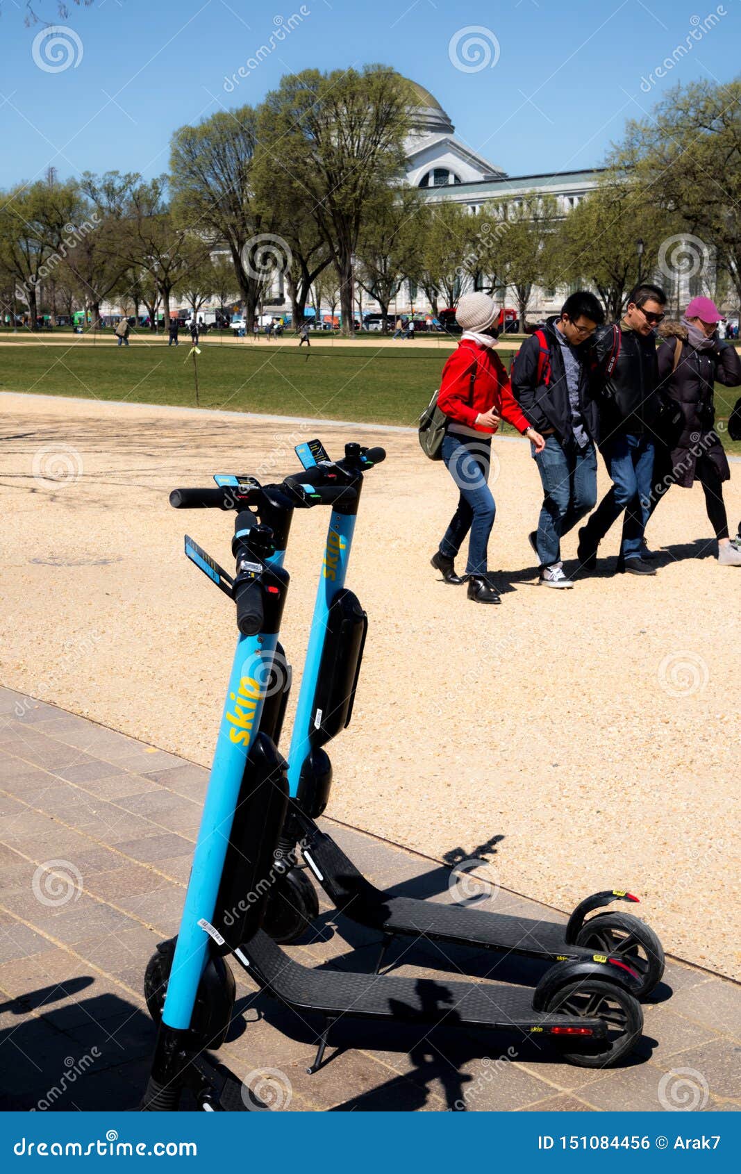 Washington Mall with Ride Share Scooter Editorial Photo - Image of ...