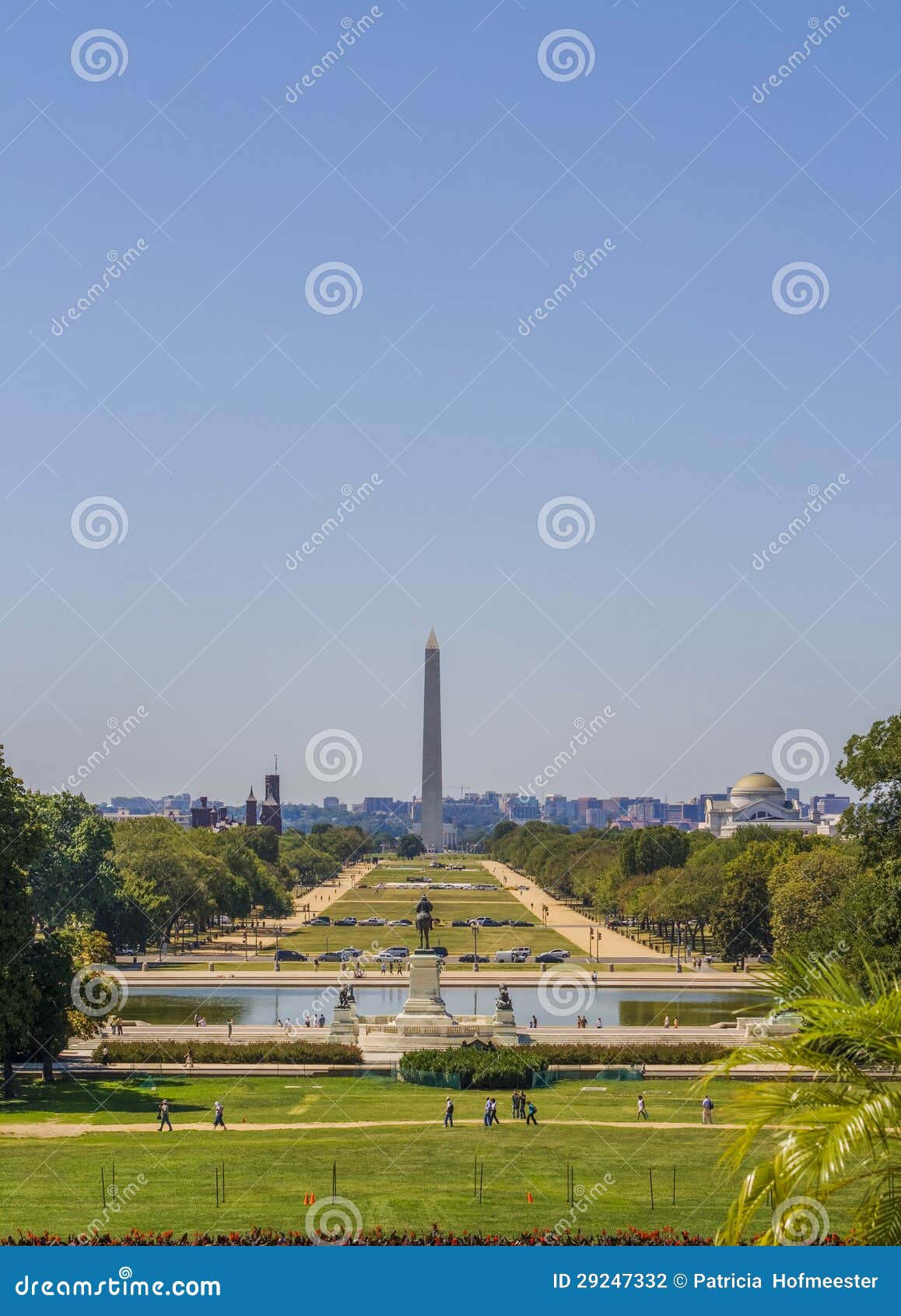 Washington Monument and the Mall Stock Photo - Image of cloud, lawn ...