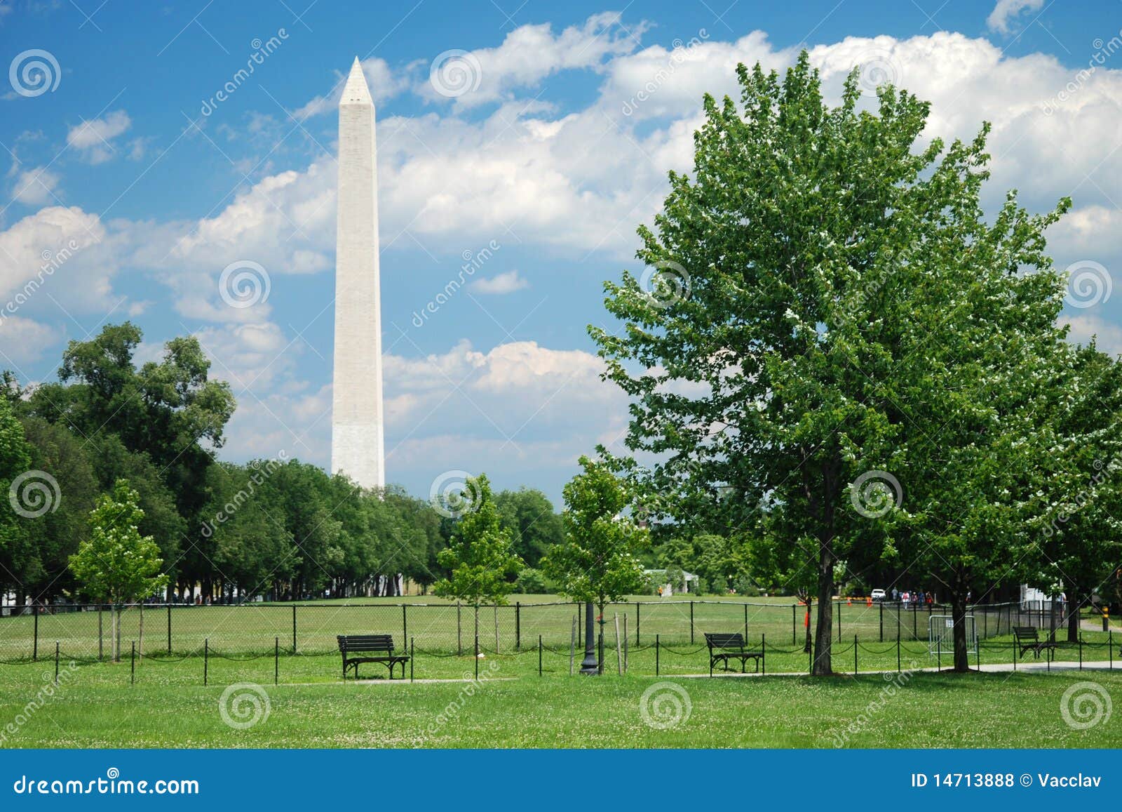 Washington Monument in Washington DC Editorial Stock Photo - Image of ...