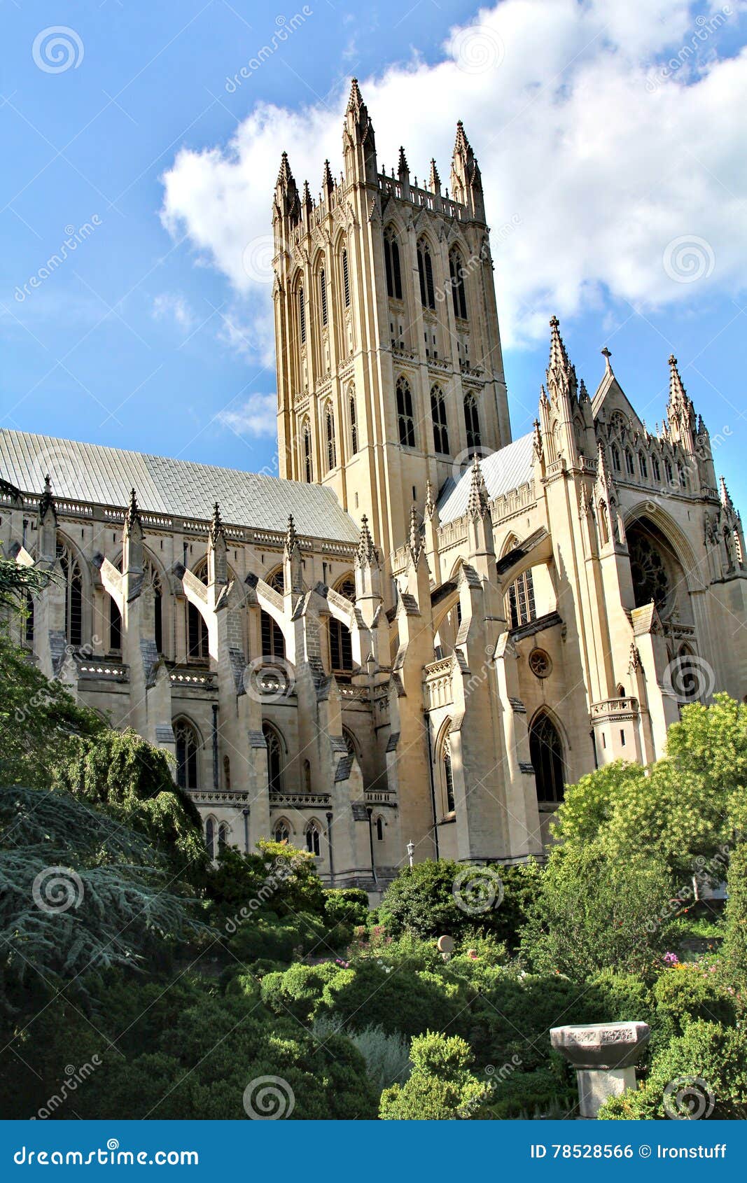 Washington National Cathedral Editorial Photo - Image of building ...