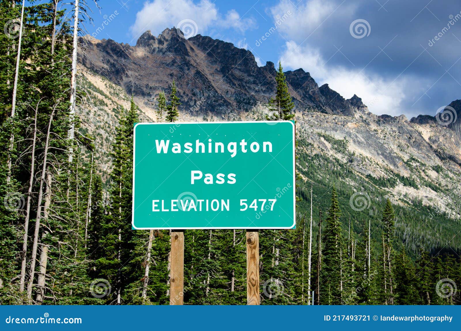 Washington Pass Sign with Mountains in the Background Editorial Photo ...