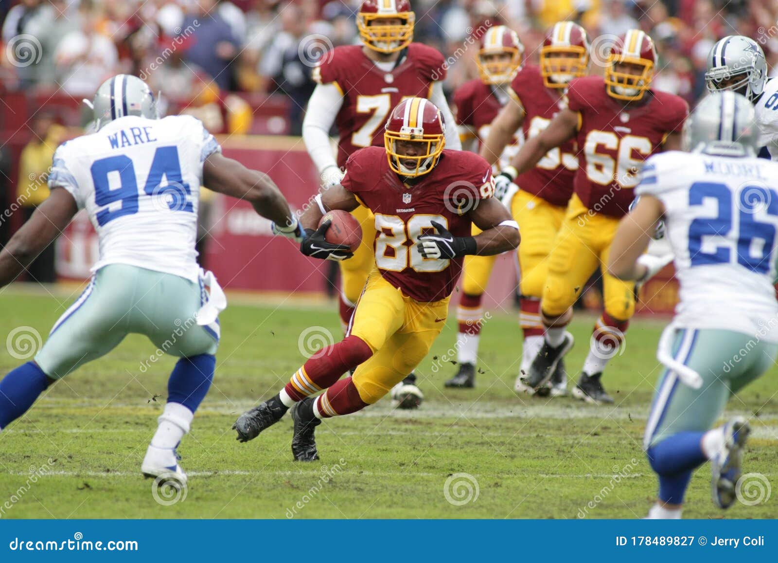 Pierre Garcon editorial photography. Image of running - 178489827