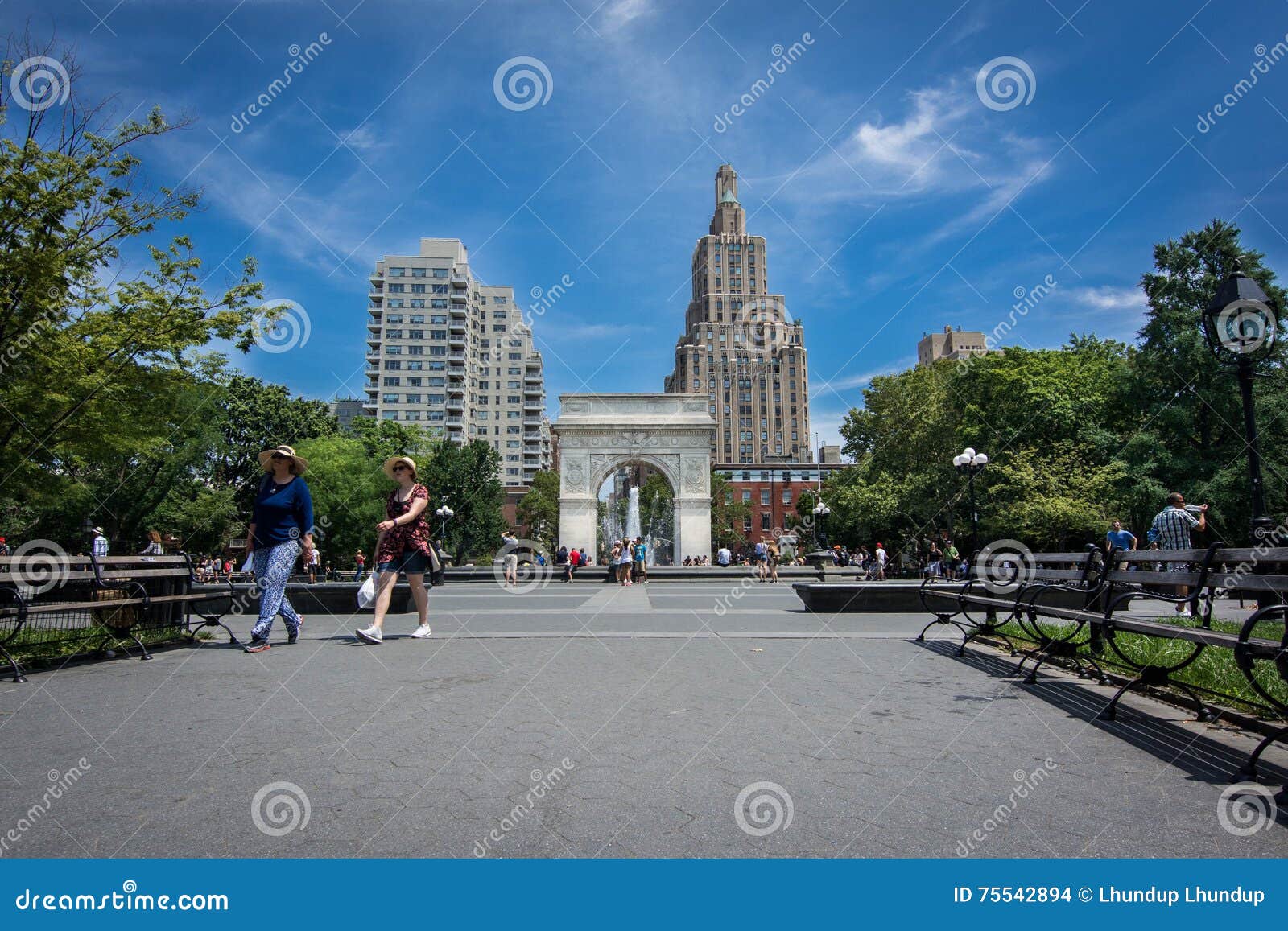 Washington Square Park, NYC Editorial Stock Image - Image of park ...