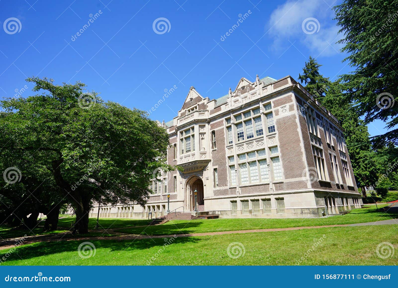 Washington University Seattle Stock Image - Image of campus, facade ...