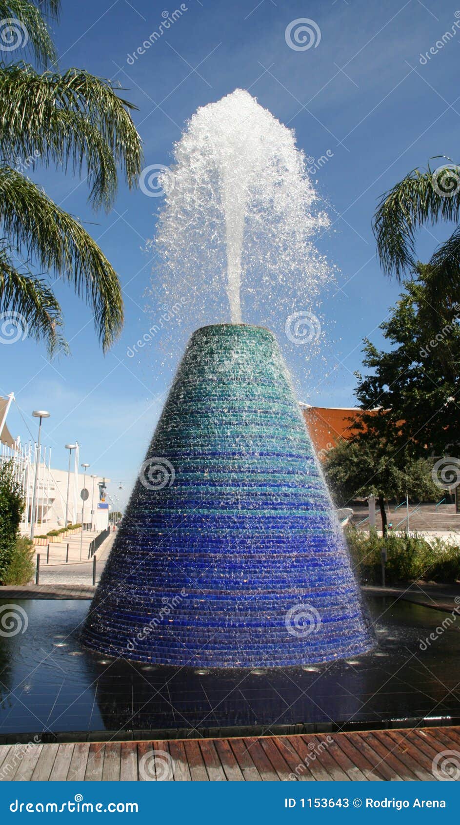 Wasser-Vulkan stockbild. Bild von ausstellung, standort - 1153643