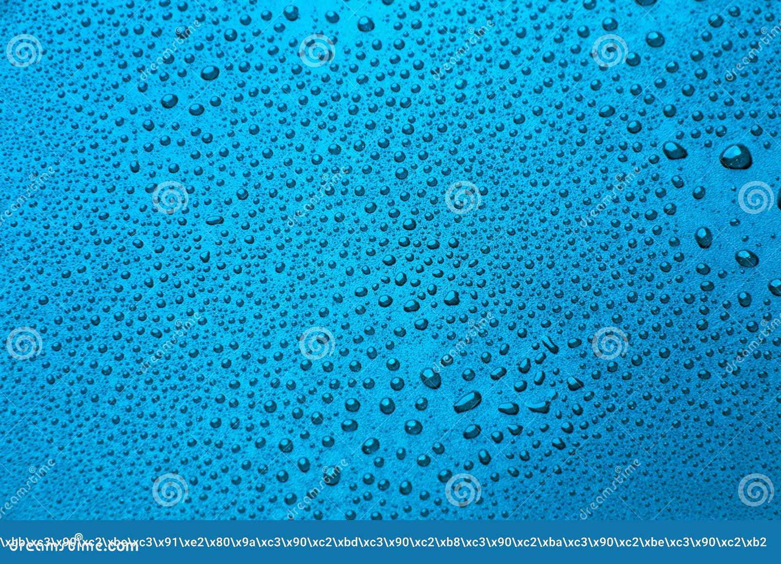 Wassertropfen Auf Einem Farbhintergrund Hellblau Stockfoto - Bild von ...