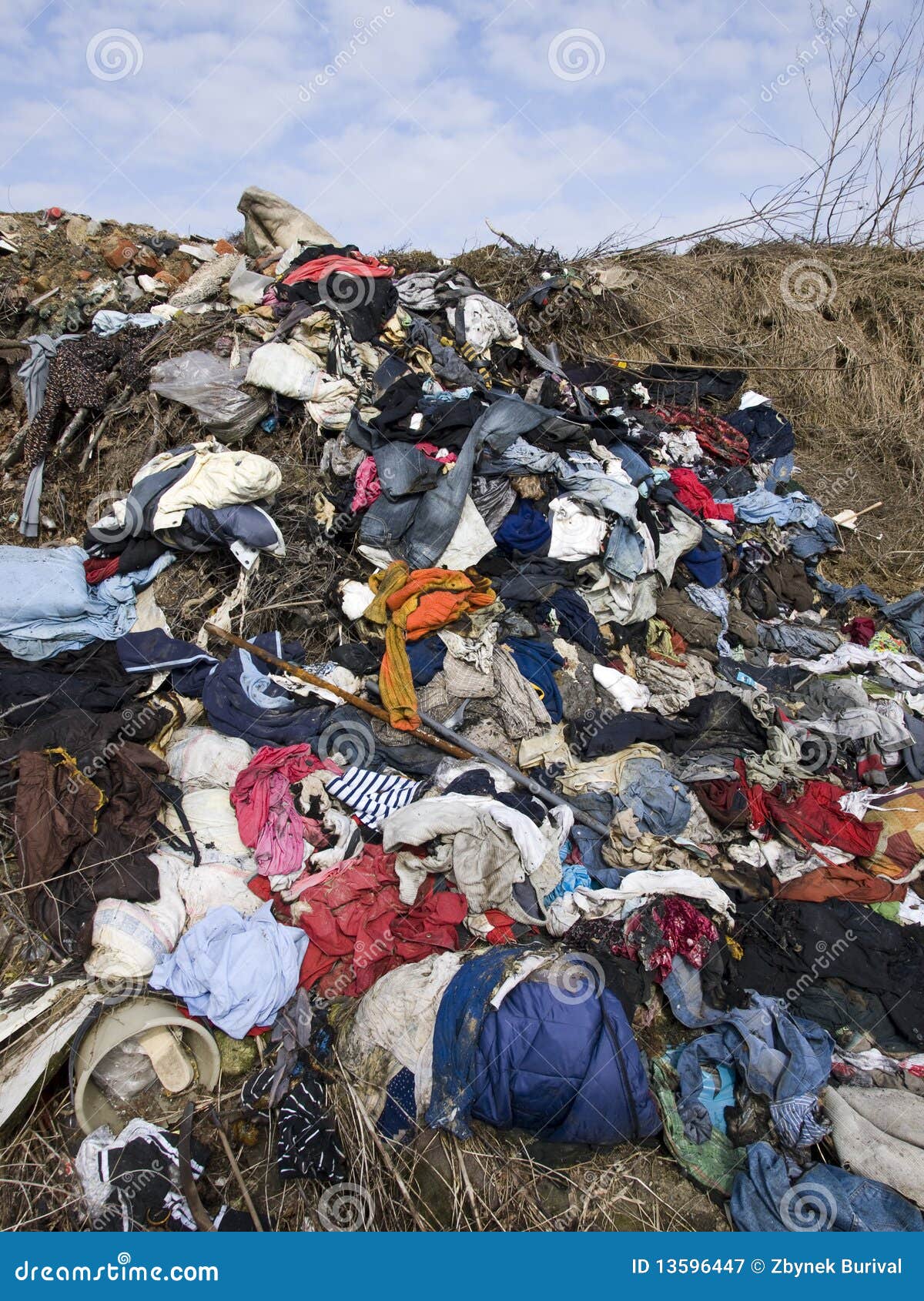 Waste heap on junkyard stock image. Image of environmental - 13596447