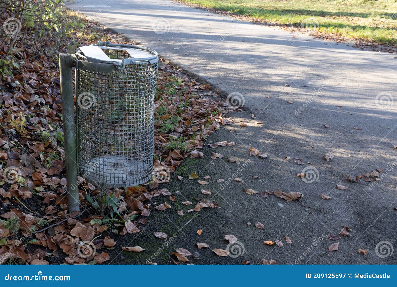 Waste Must Be Disposed of Properly for a Clean Environment Stock Image ...