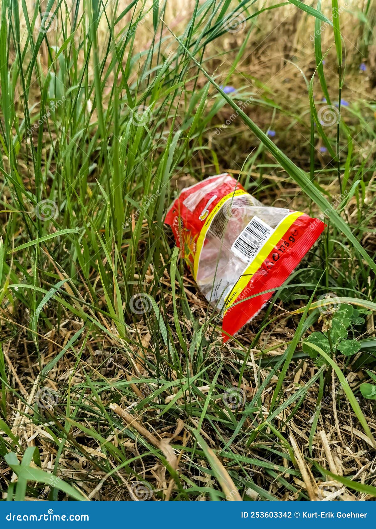 Waste in nature editorial photography. Image of grass - 253603342