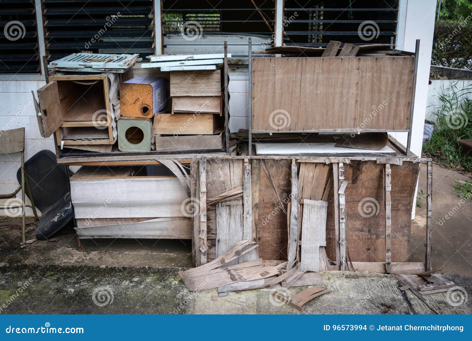 Waste wooden table stock photo. Image of frame, recycling - 96573994