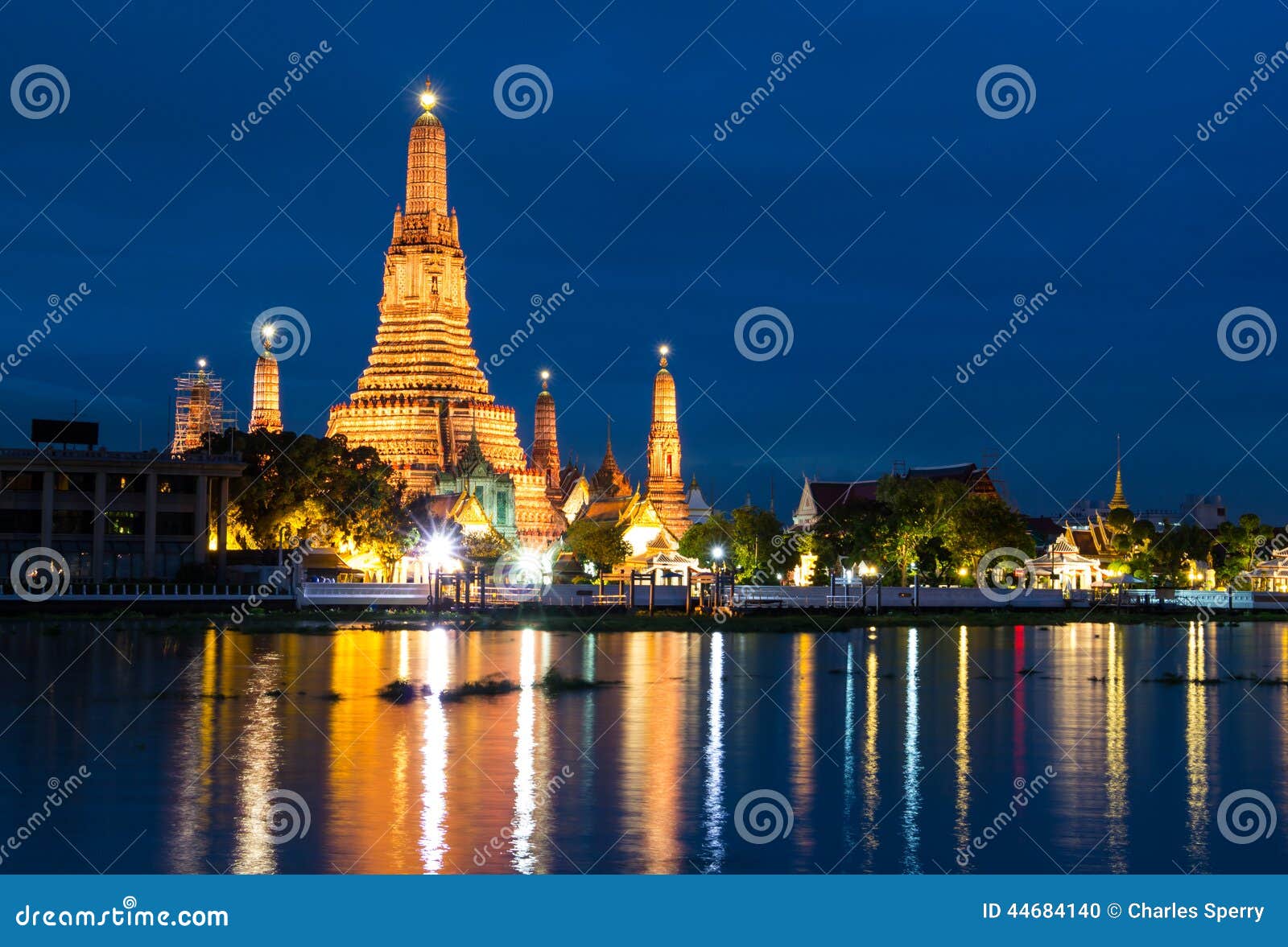 Wat Arun stock photo. Image of ancient, temple, arun - 44684140