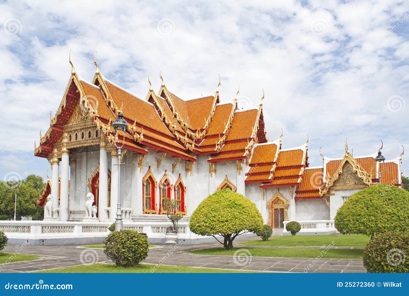 Wat Benchamabophit, Bangkok. Stock Photo - Image of destinations ...