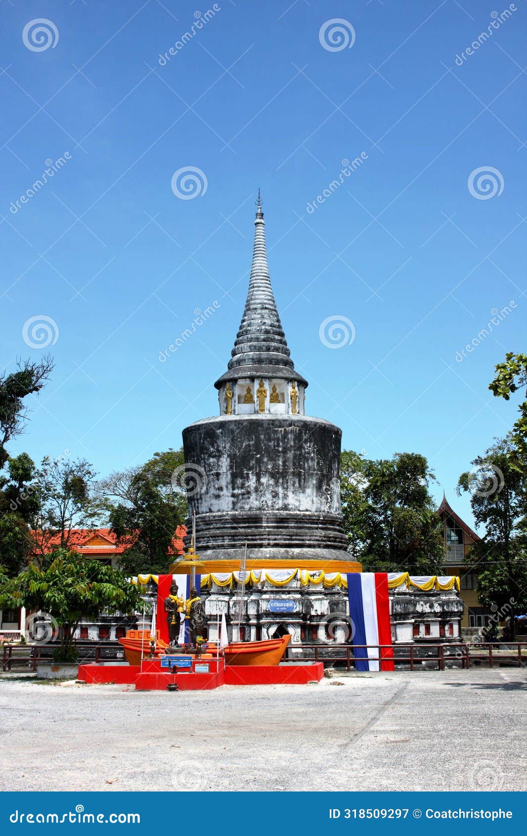 Wat Cha Thing Phra in Sathing Phra Stock Image - Image of phra, temple ...