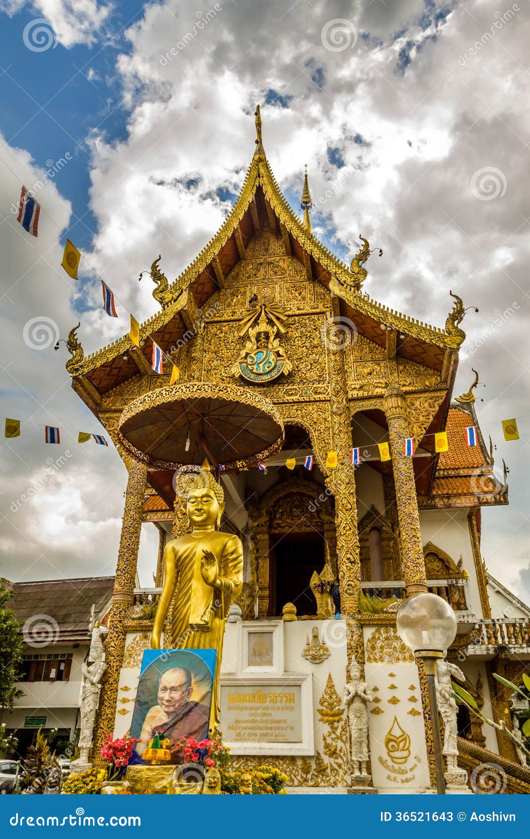 Wat at Chiang Mai editorial stock photo. Image of famous - 36521643