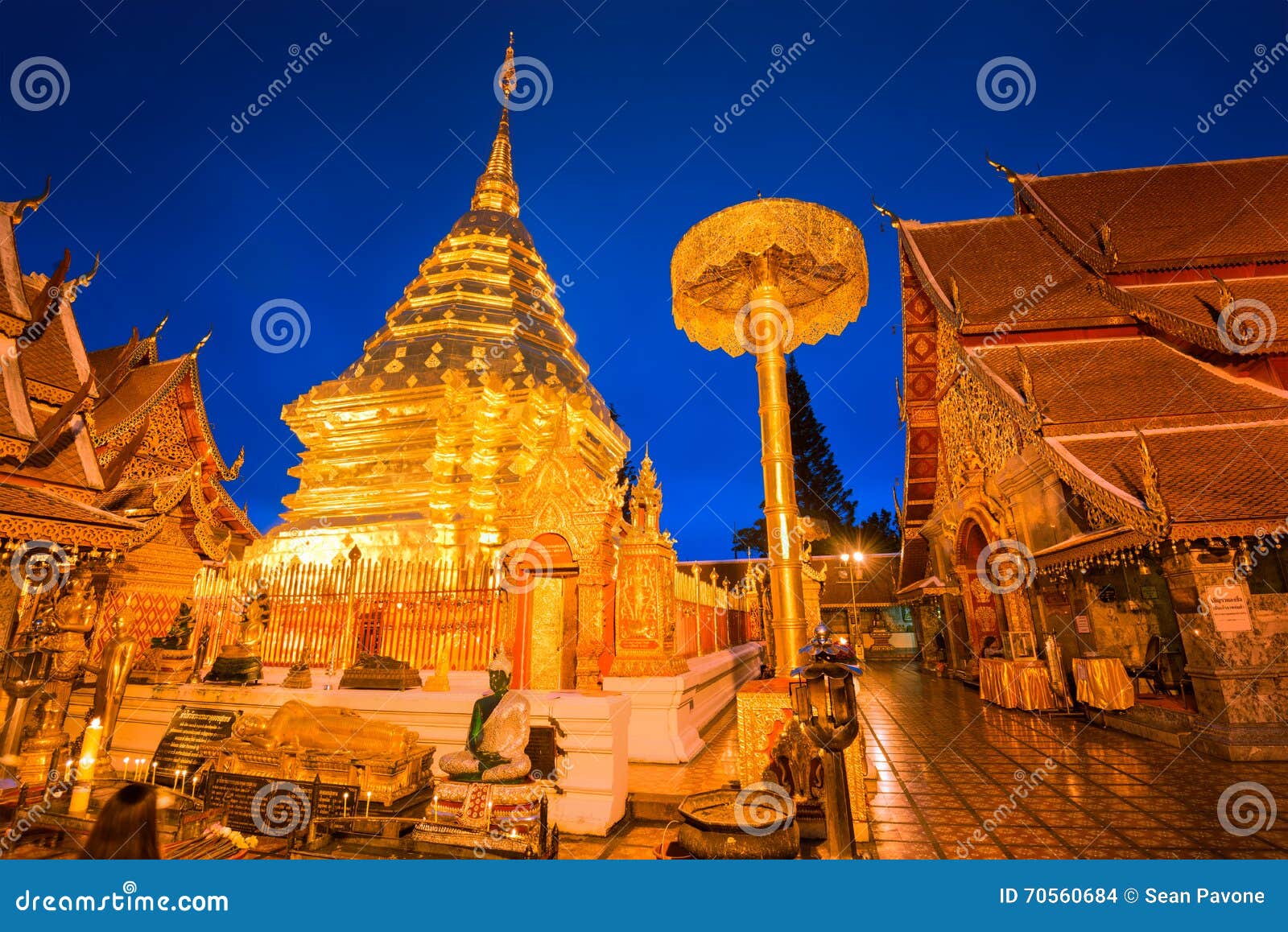 Wat Doi Suthep Temple imagen de archivo editorial. Imagen de tailandia ...