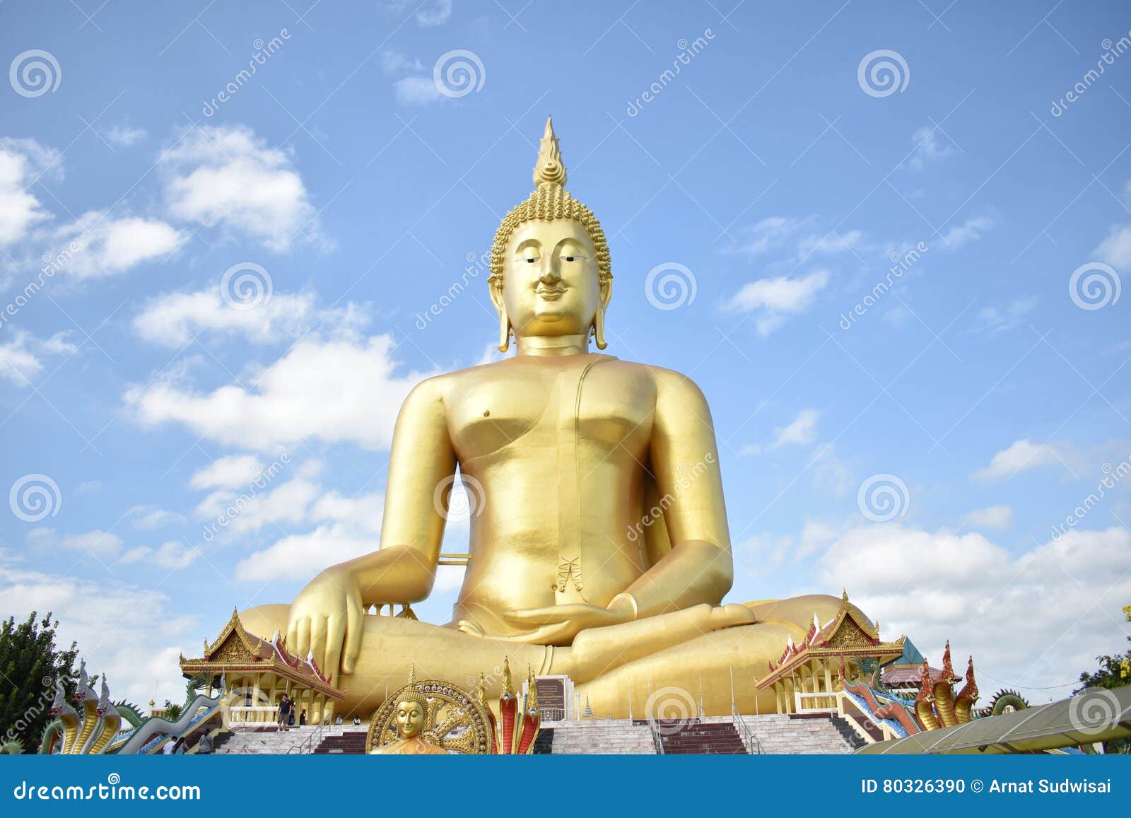 Wat Muang Monastery En Ang Thong Province Foto de archivo - Imagen de ...