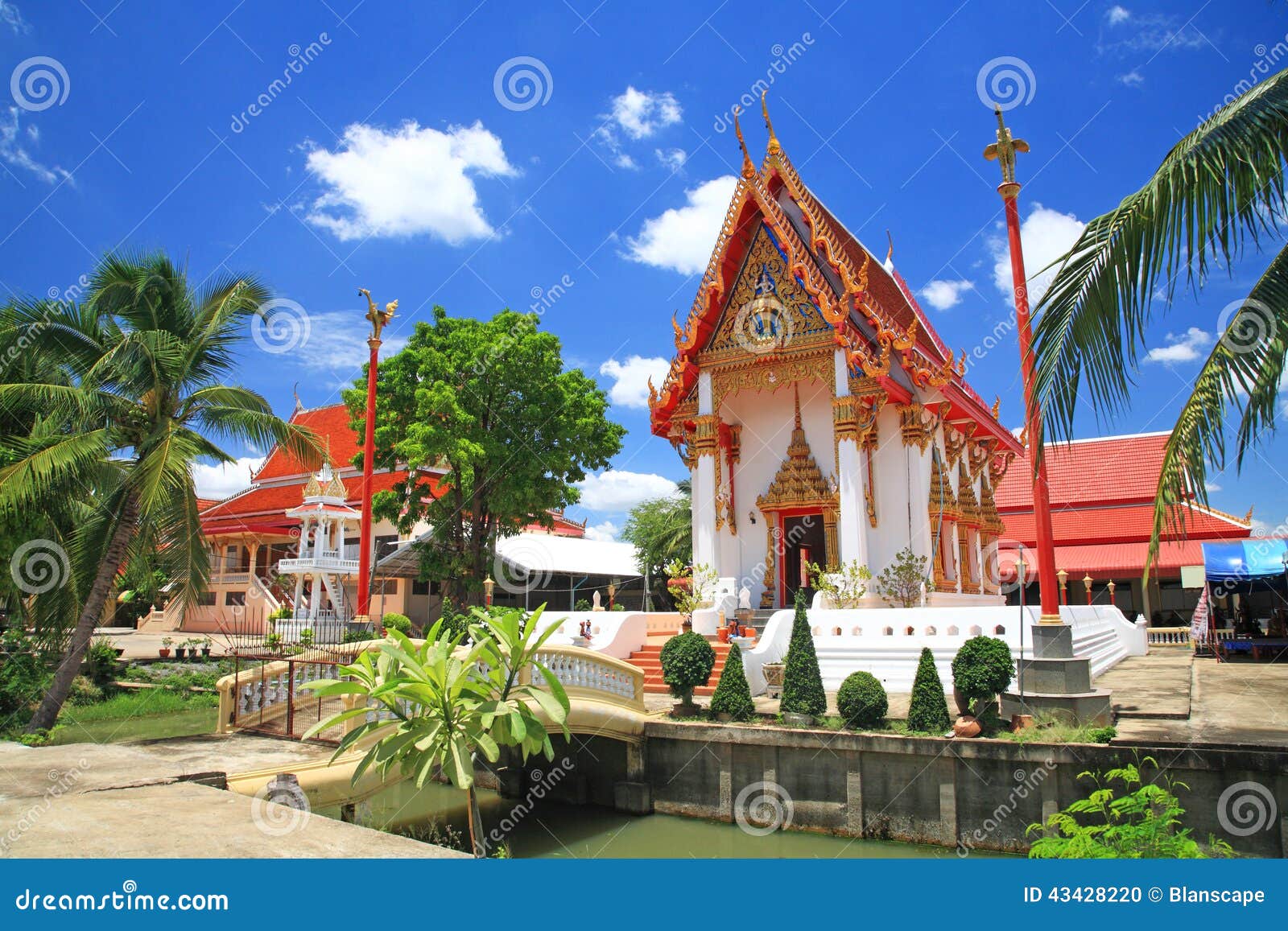 Wat Palelai in Nonthaburi, Thailand Stock Photo - Image of antique ...