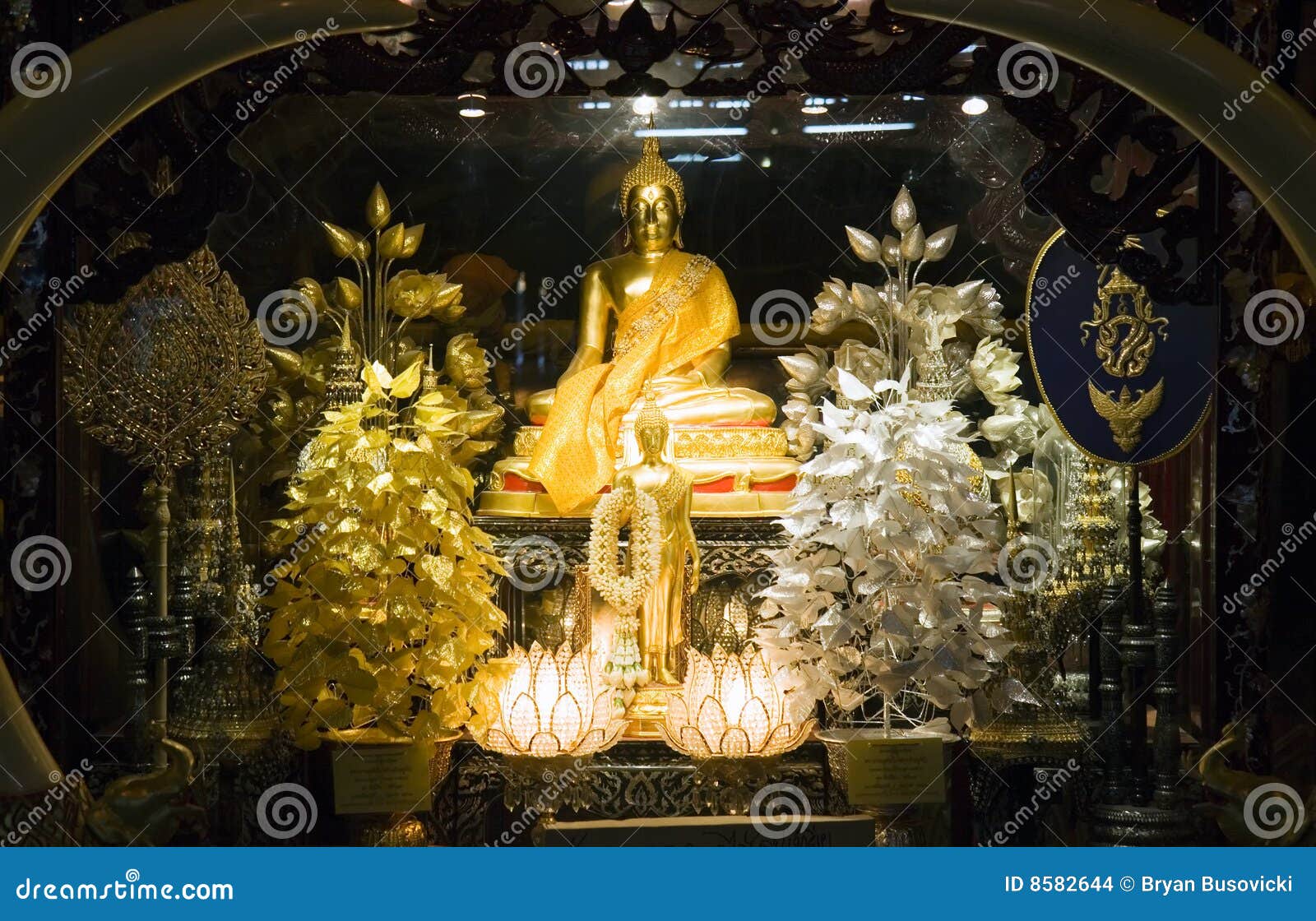 Wat Phanan Choeng Is A Buddhist Temple The Huge Buddha Statue Called ...