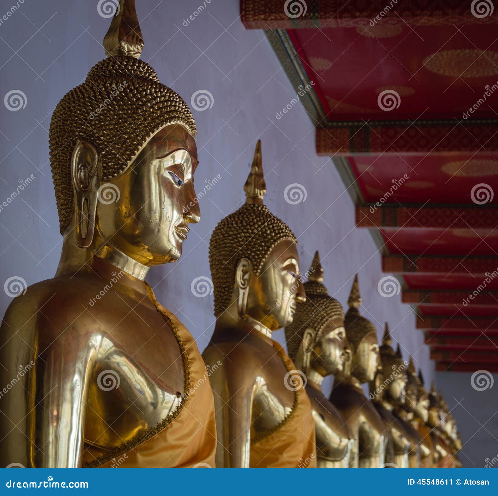 Wat Pho Buddha stock image. Image of buddhism, meditating - 45548611