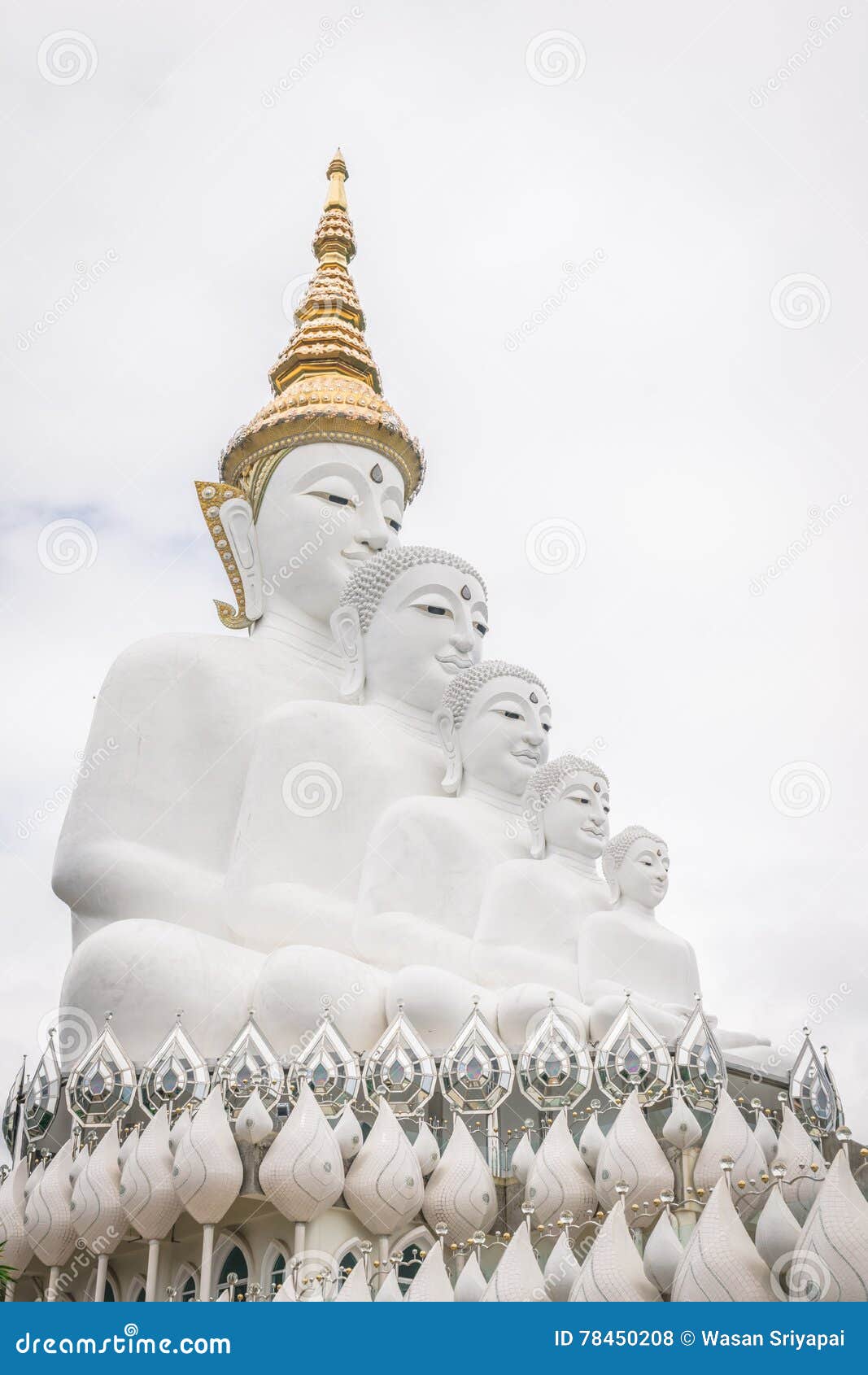 Wat Phra Dhat Phasornkaew stock photo. Image of culture - 78450208