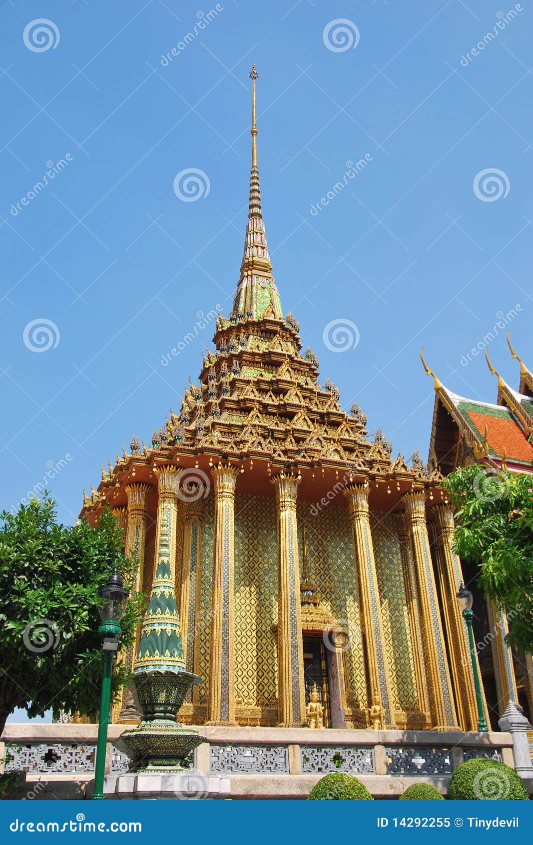Wat Phra Kaeo stock image. Image of asia, buddhism, buddha - 14292255