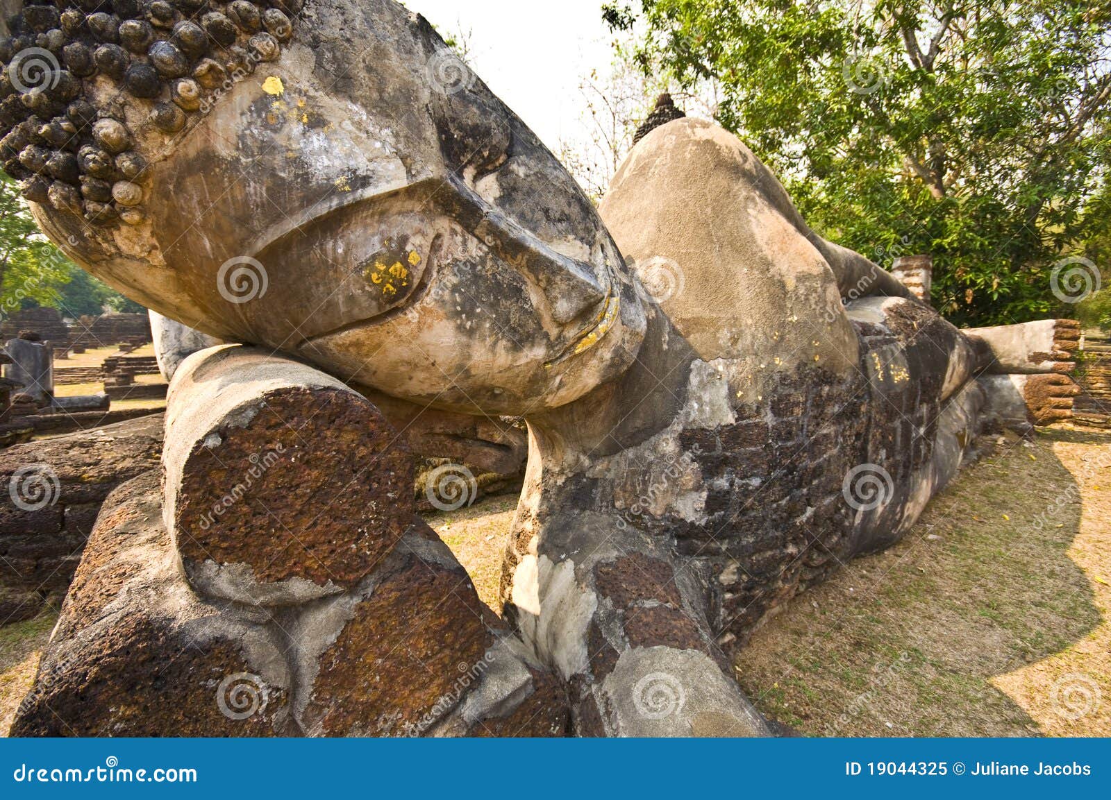 Wat Phra Kaeo stock image. Image of spiritual, kaeo, temple - 19044325