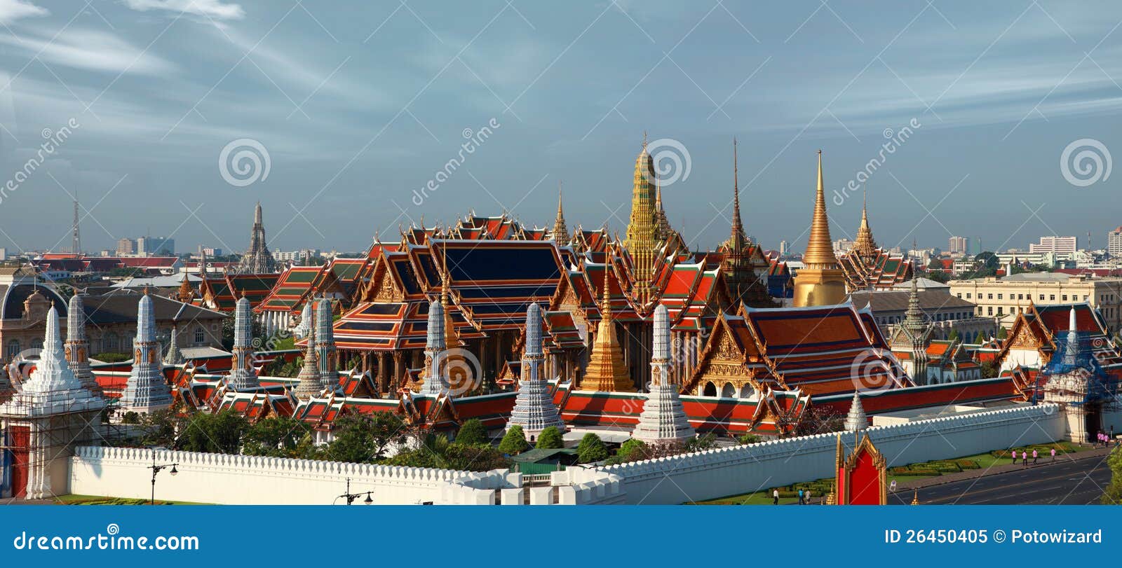 Wat Phra Kaew stock image. Image of local, praying, national - 26450405