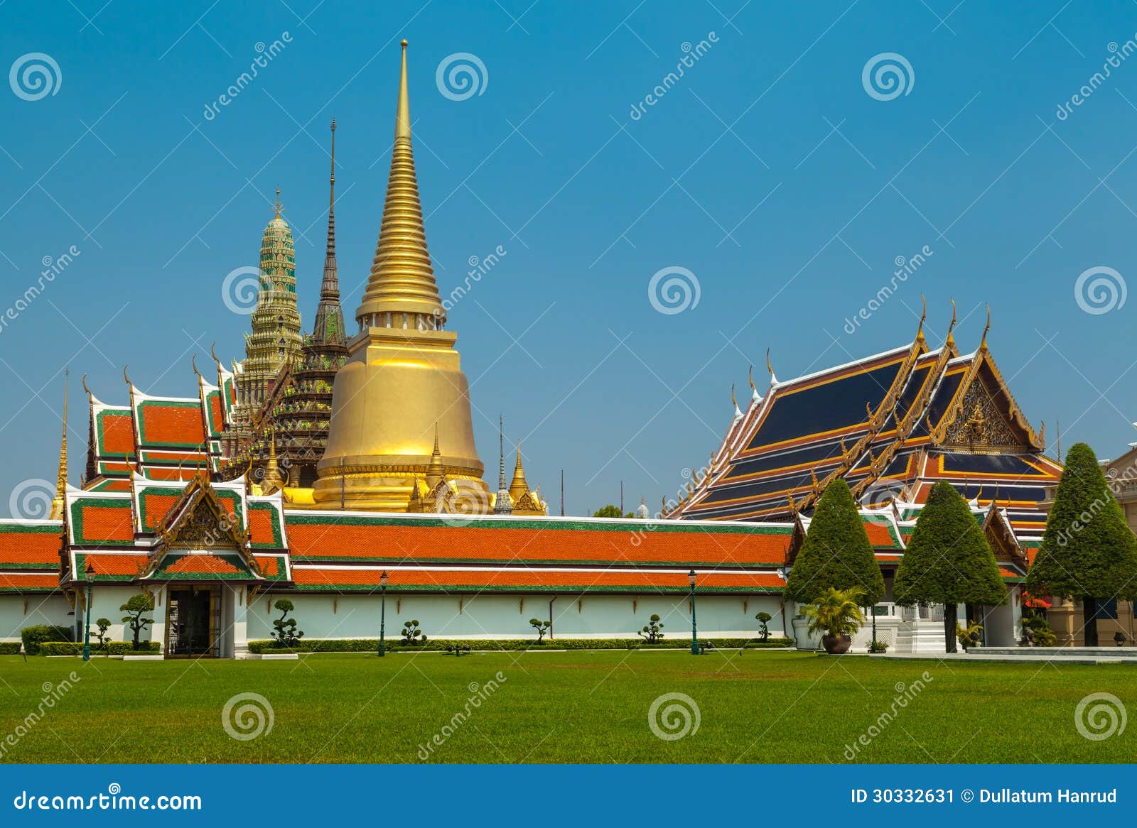 Wat Phra Kaew. stock afbeelding. Image of bangkok, pagode - 30332631