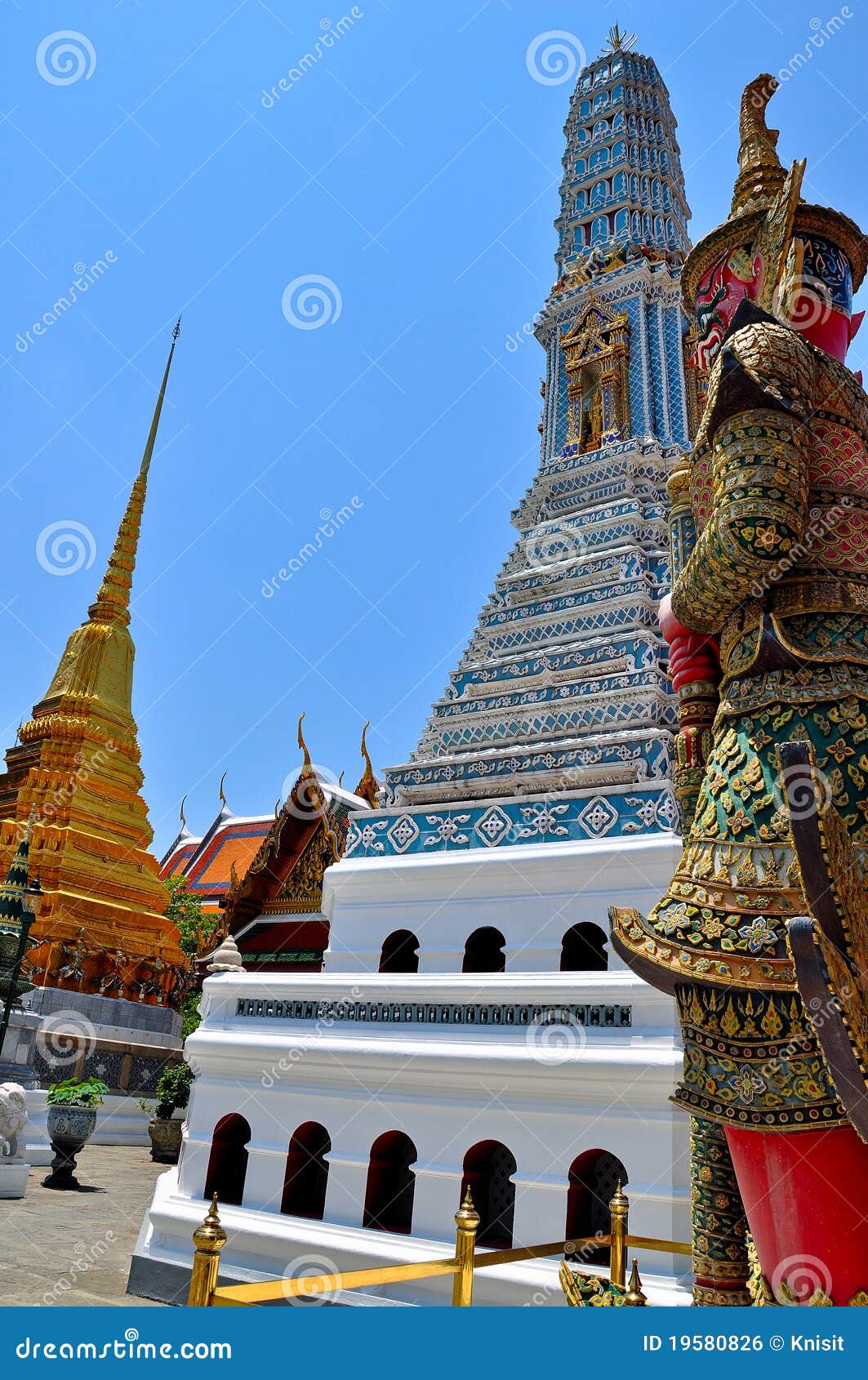Wat Pra Kaew, Bangkok, Thailand Stock Photo - Image of decoration, asia ...