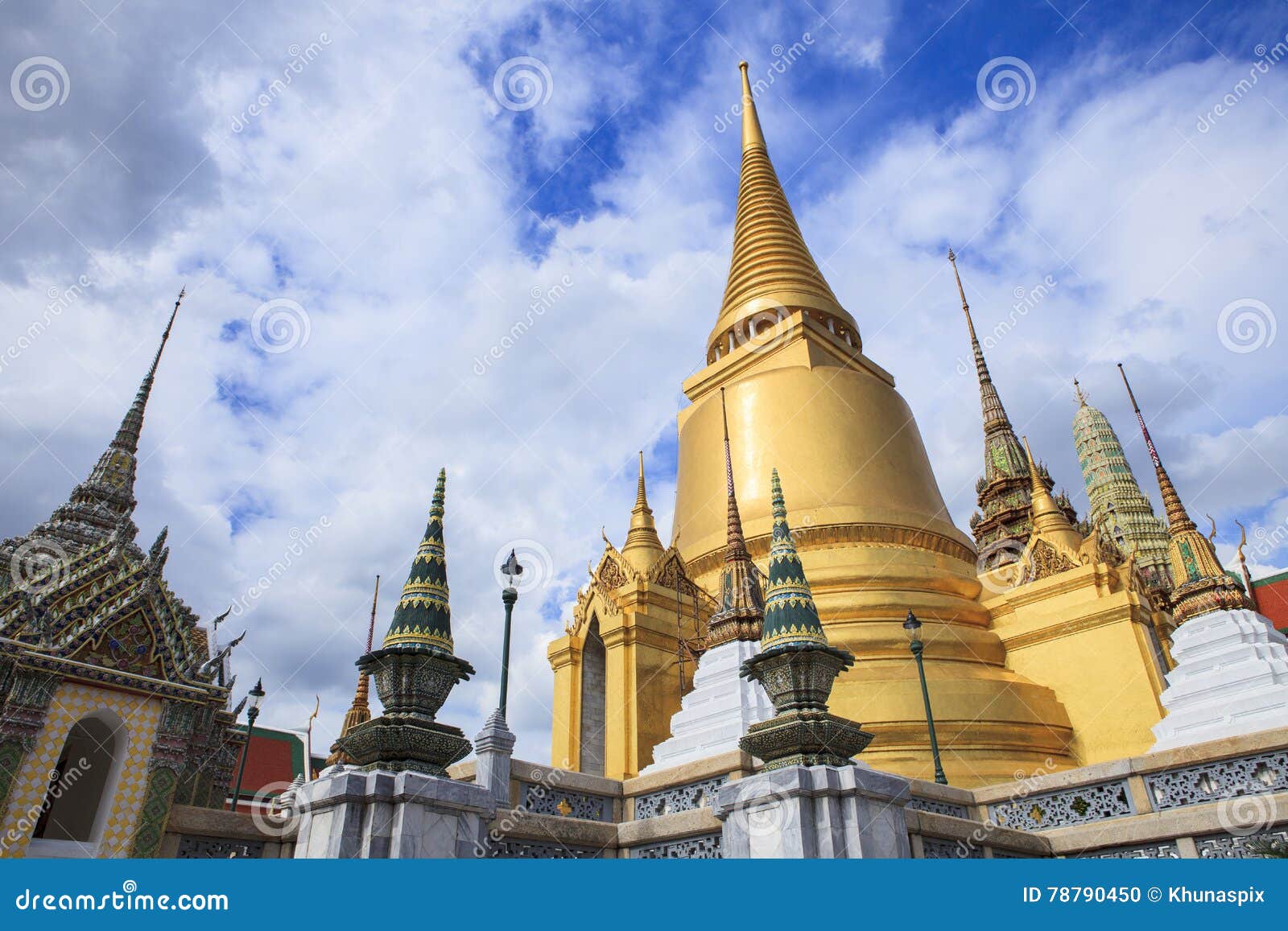 Wat Prakeaw, Groot Paleis Bangkok Thailand Stock Foto - Image of ...
