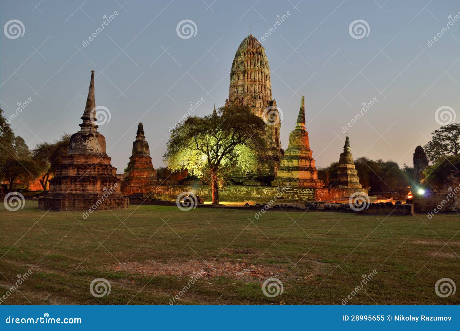 Wat Ratcha Burana stock image. Image of indochina, panorama - 28995655