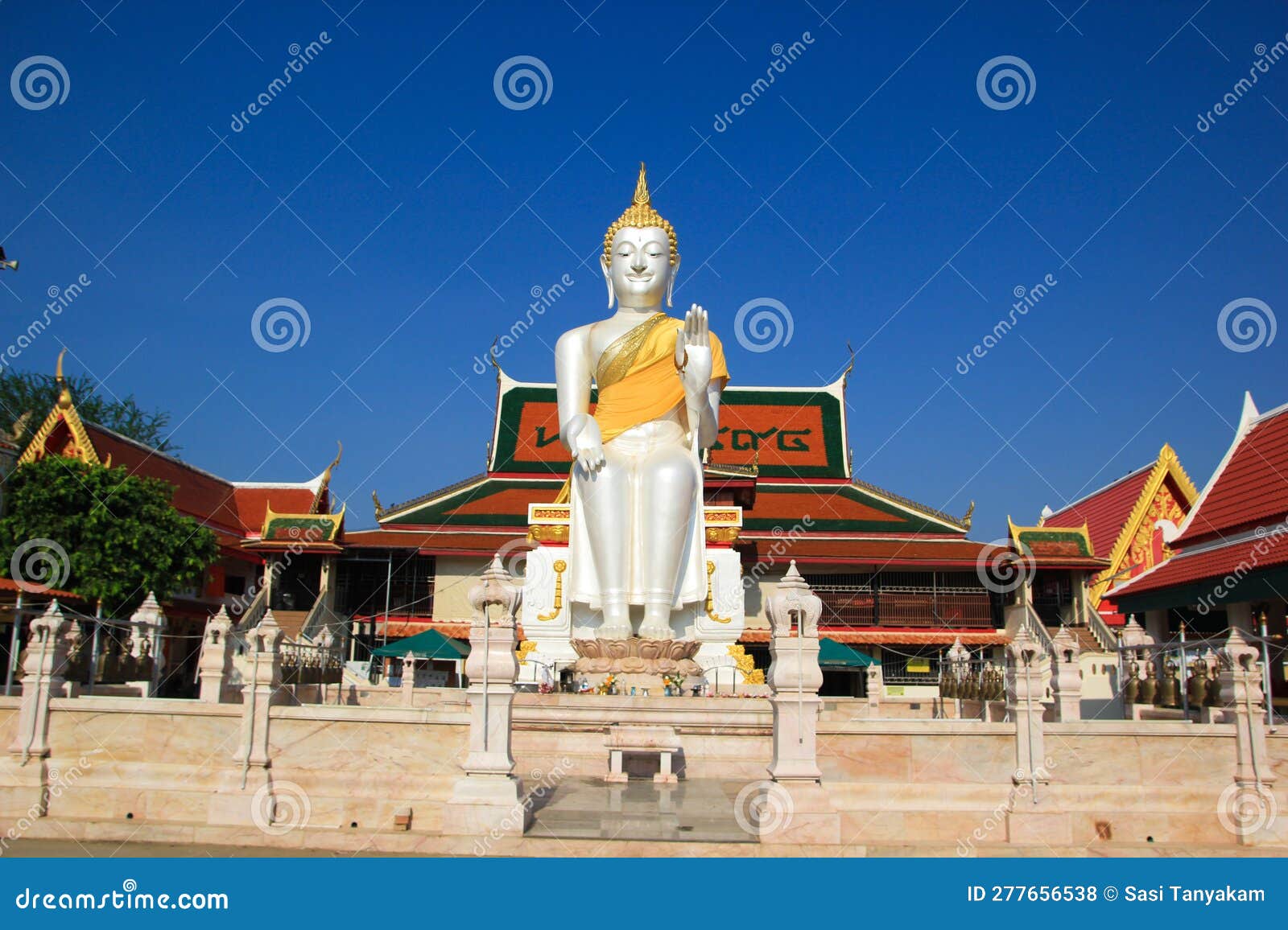Wat Ratchathani, One of the Ancient Temples in Sukhothai. Stock Photo ...