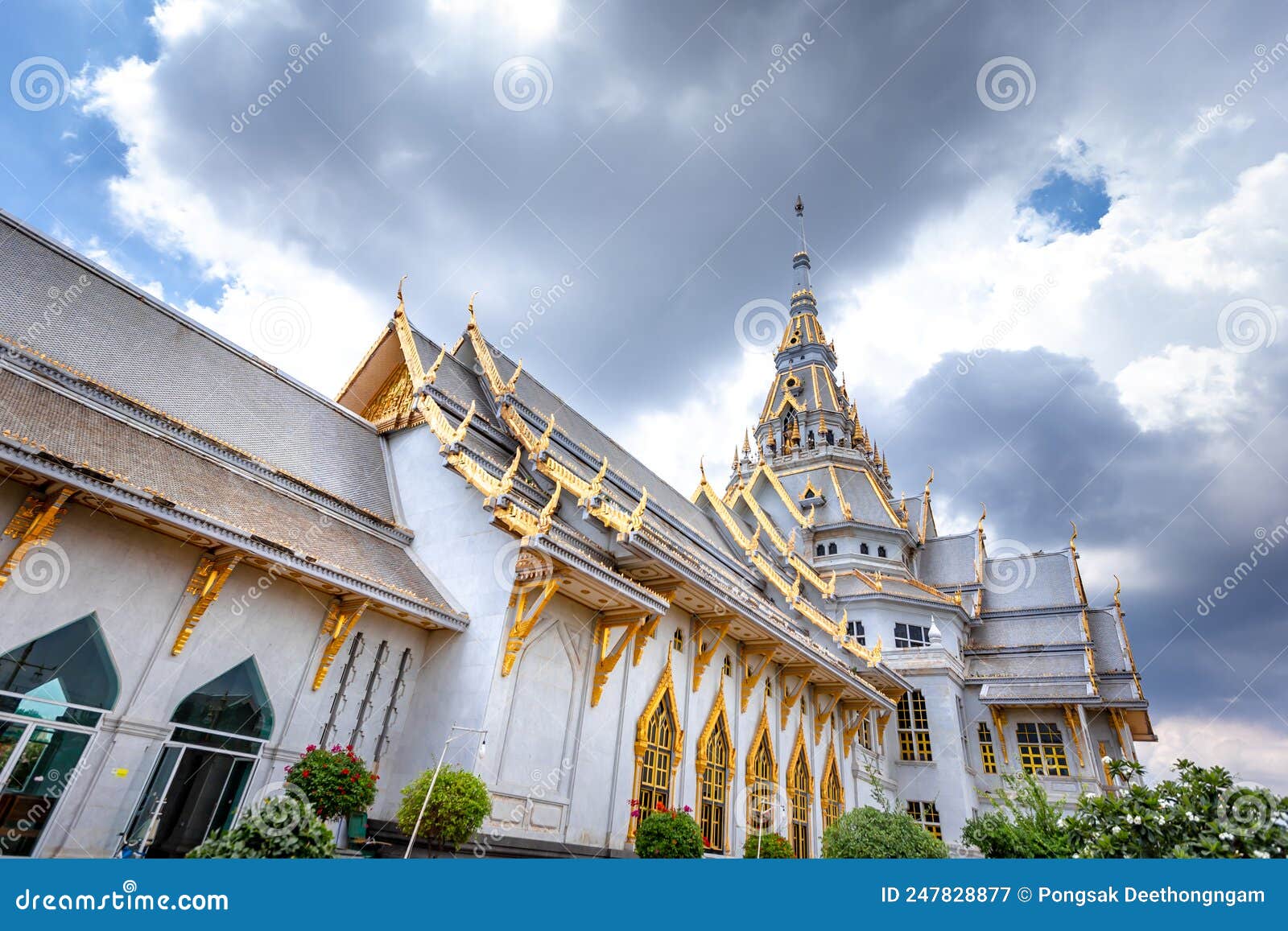 Wat Sothon Wararam Woraviharn Stock Image - Image of downtown, sothon ...