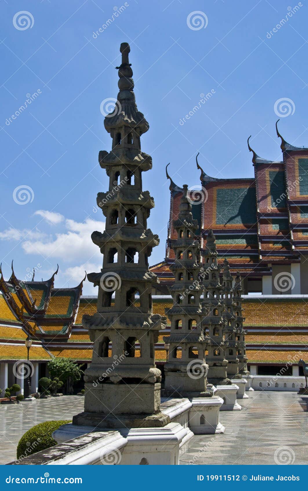 Wat Suthat stock photo. Image of asia, bangkok, pagoda - 19911512