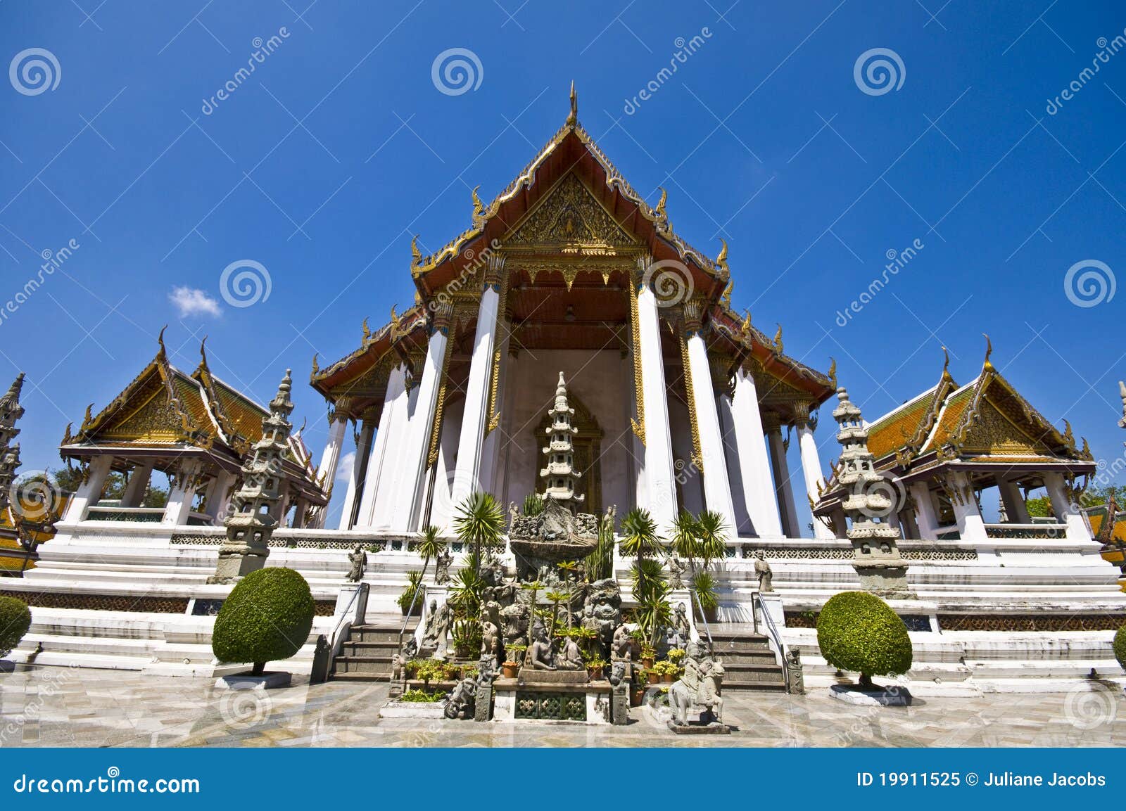Wat Suthat stock image. Image of buddhism, asian, outdoor - 19911525