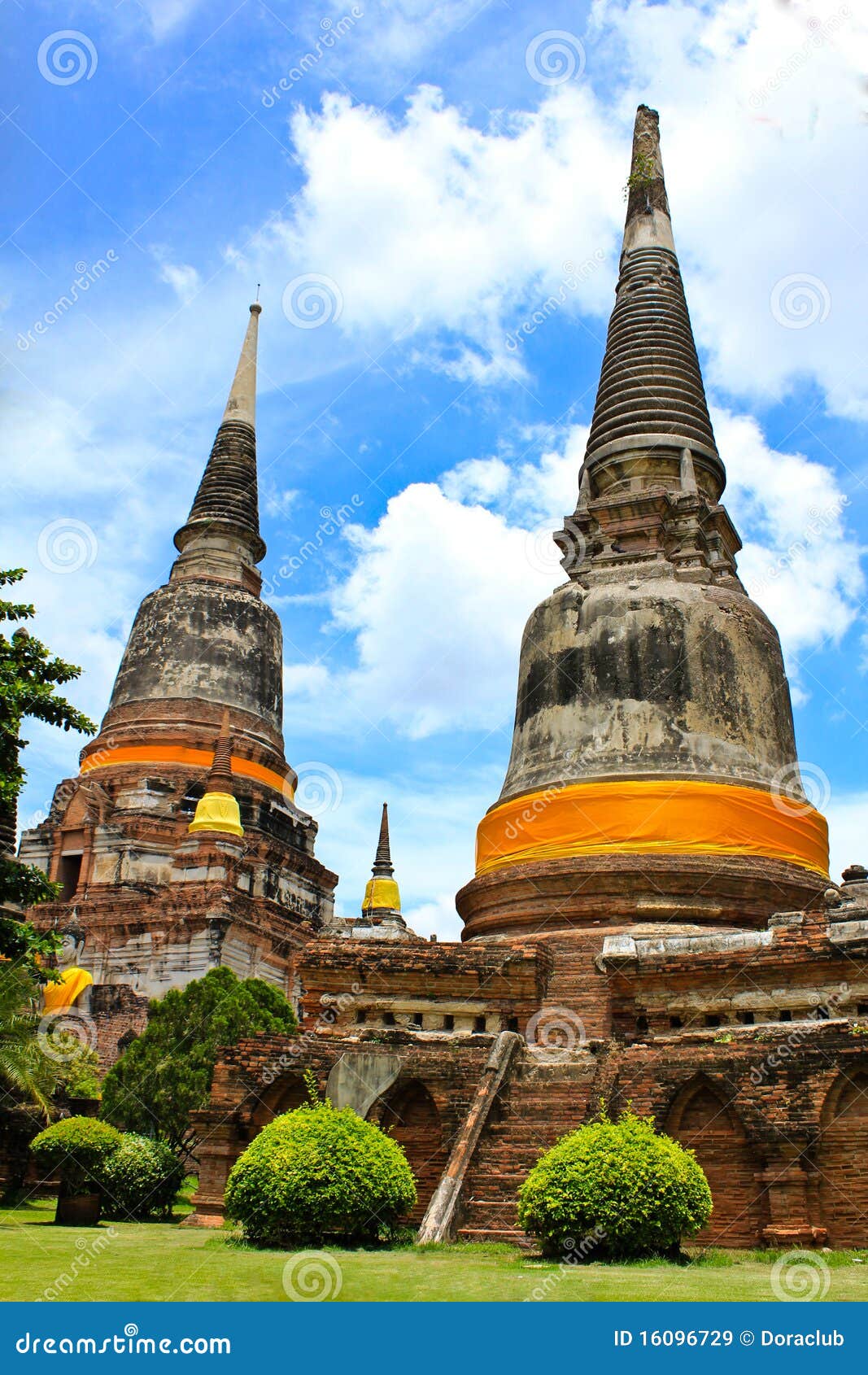 Wat of thai stock image. Image of ancient, ayutthaya - 16096729