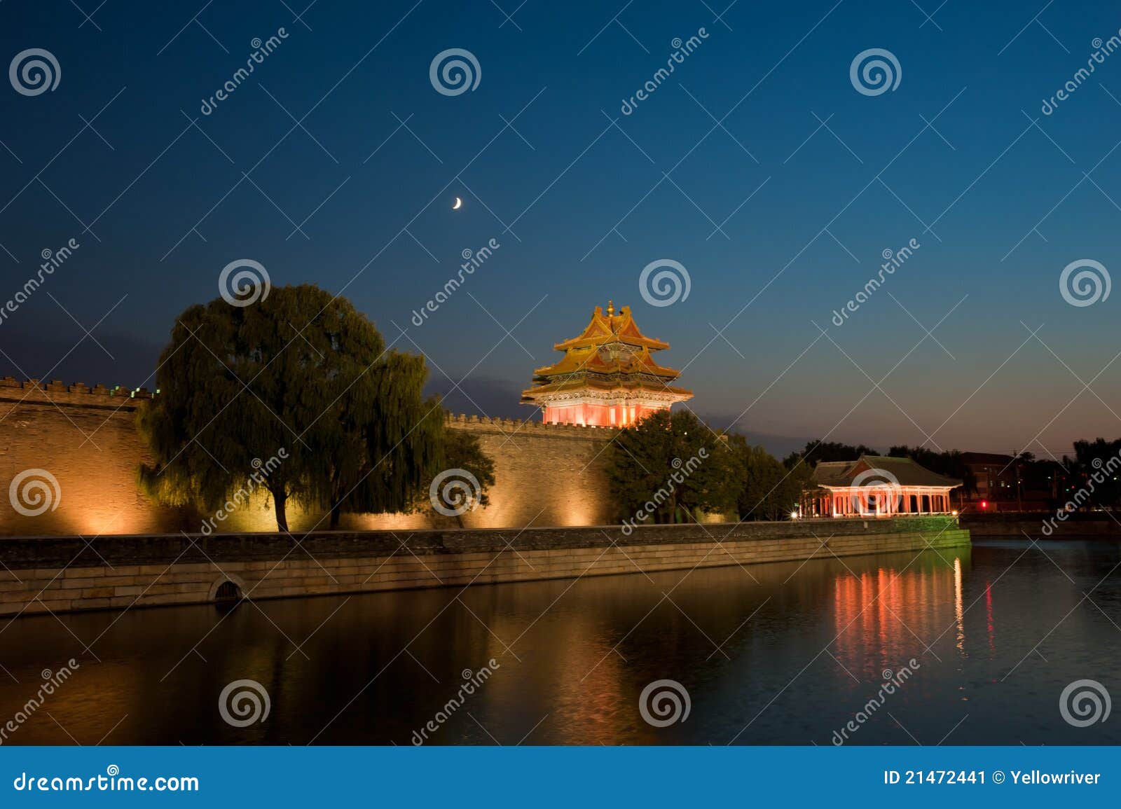 Watchtower in the night stock image. Image of historic - 21472441