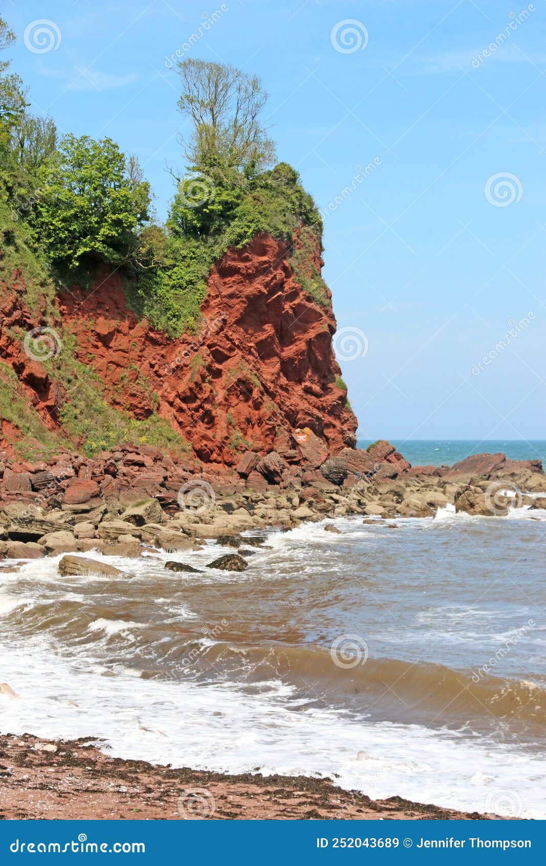 Watcombe Beach in Torquay, Devon Stock Image - Image of view, sandstone ...