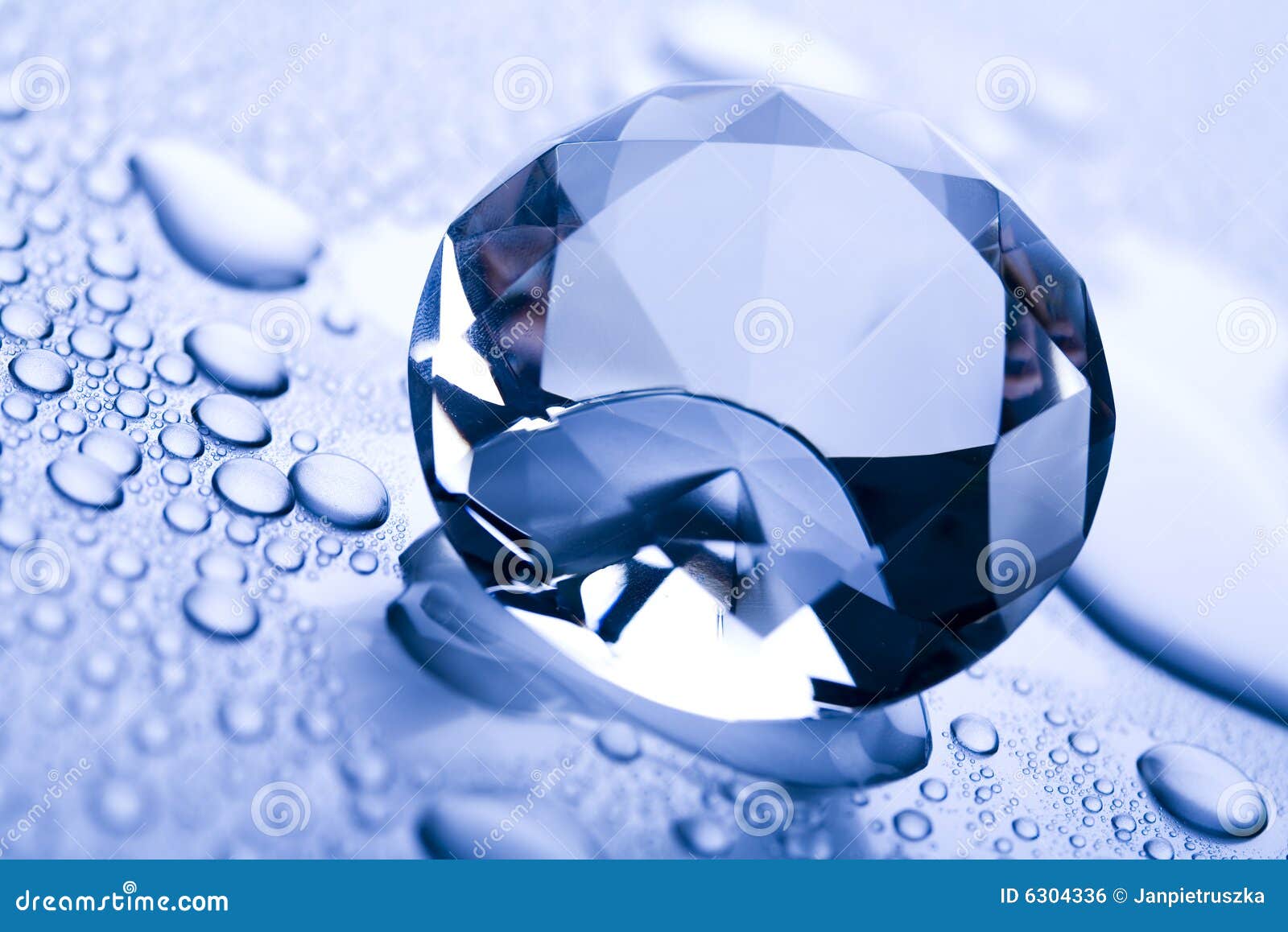 Water & Diamant stock foto. Image of achtergrond, cadeau - 6304336