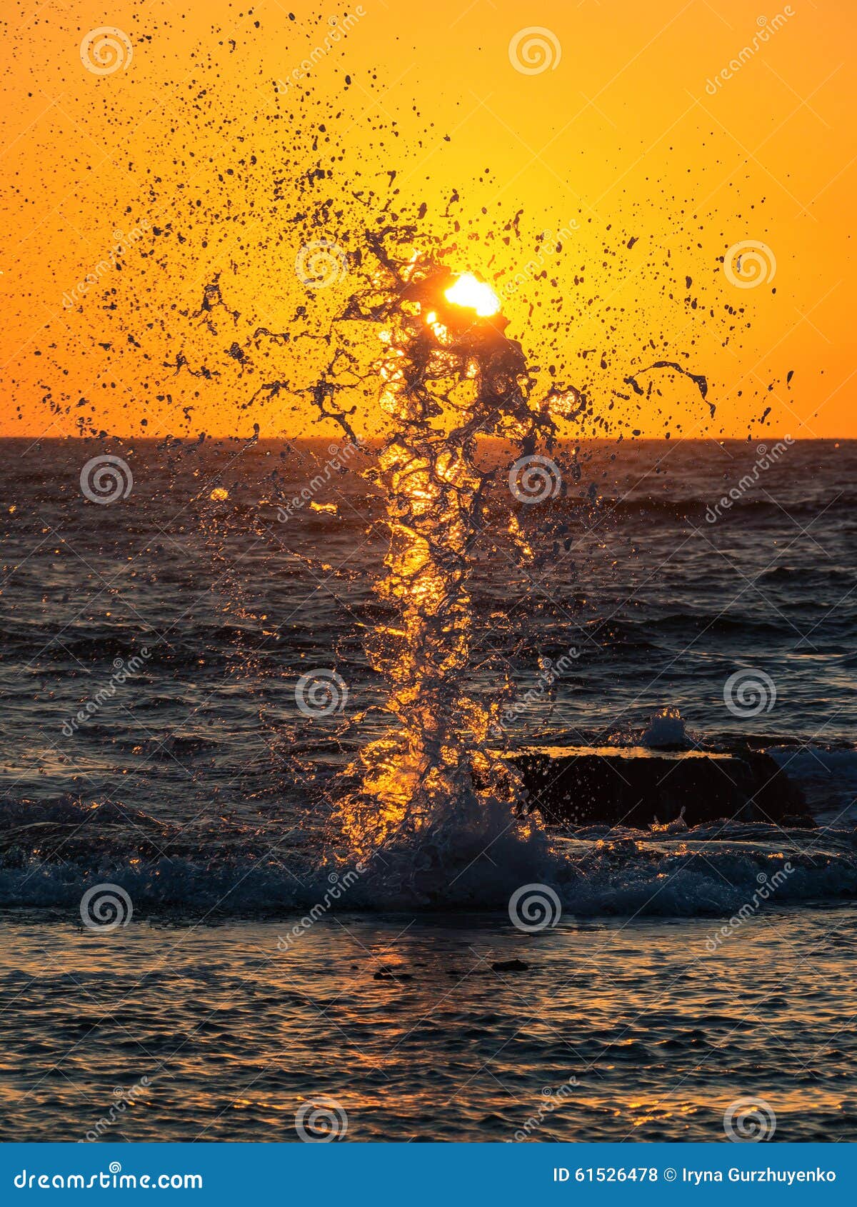 The Water Breaking on the Sun Stock Photo - Image of beautiful ...