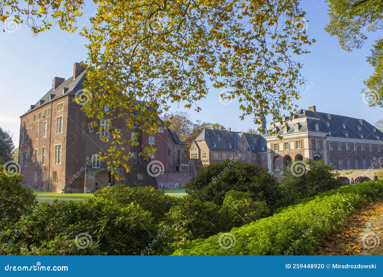 Water Castle Wissen in Germany Stock Photo - Image of german, spring ...