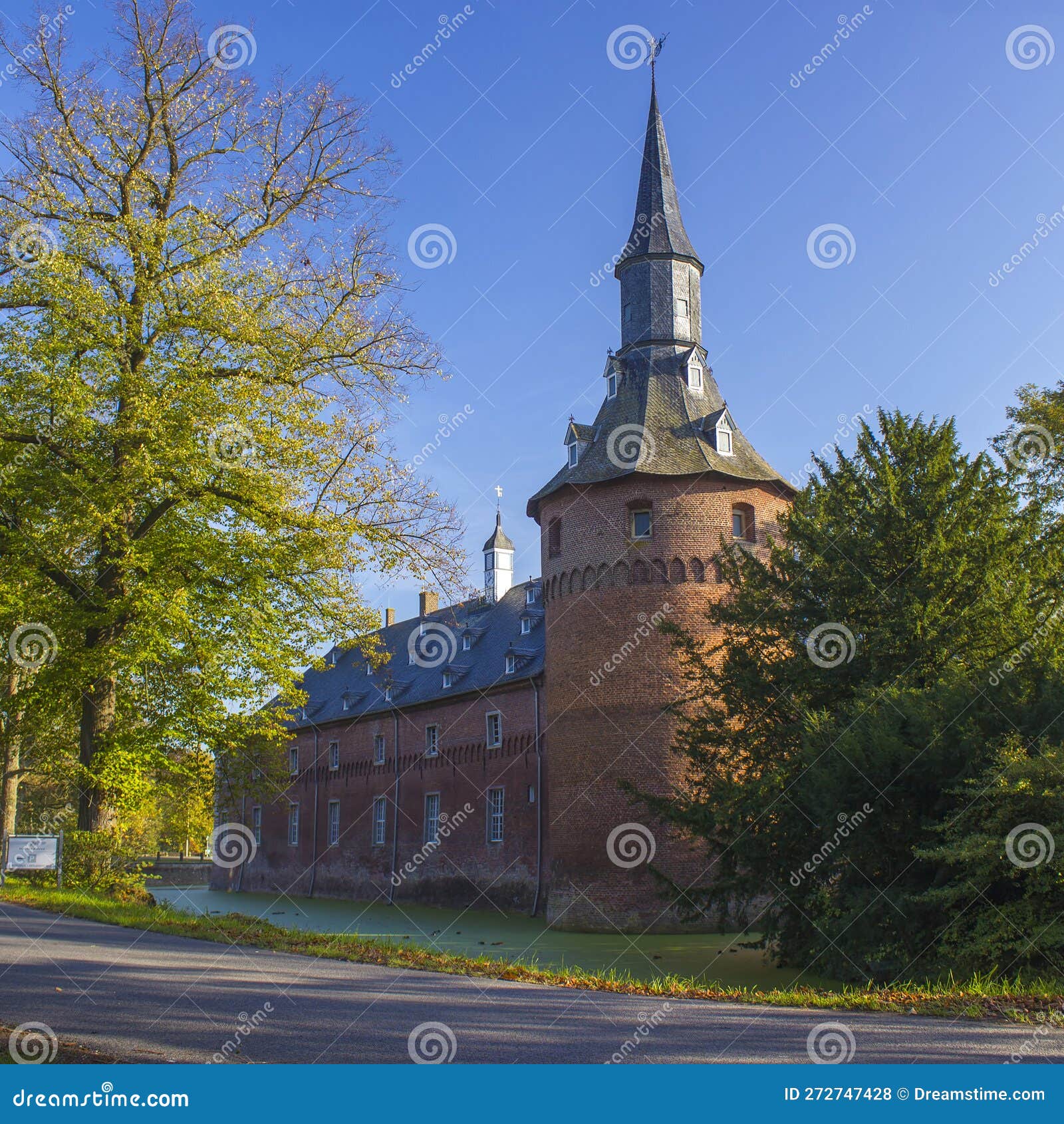 Water Castle Wissen, Weeze, Germany Stock Photo - Image of westfalia ...