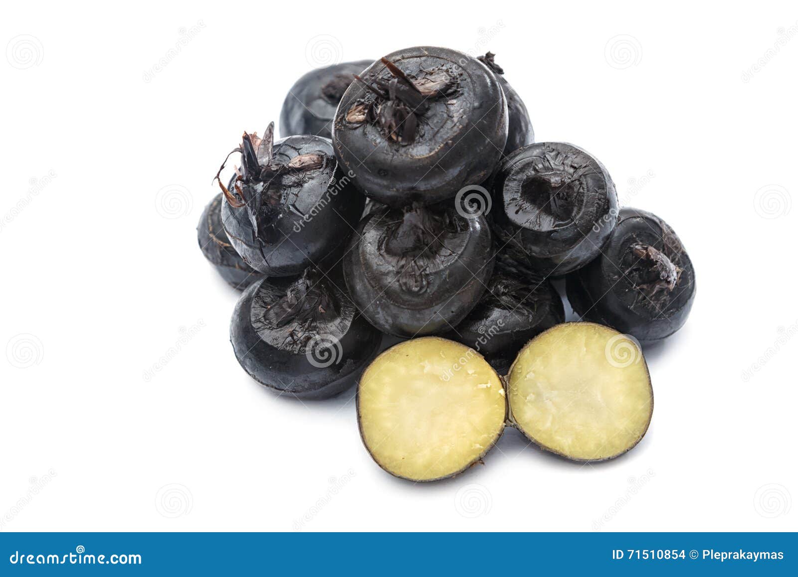 Water-chestnut or Water-nut Stock Photo - Image of plant, object: 71510854