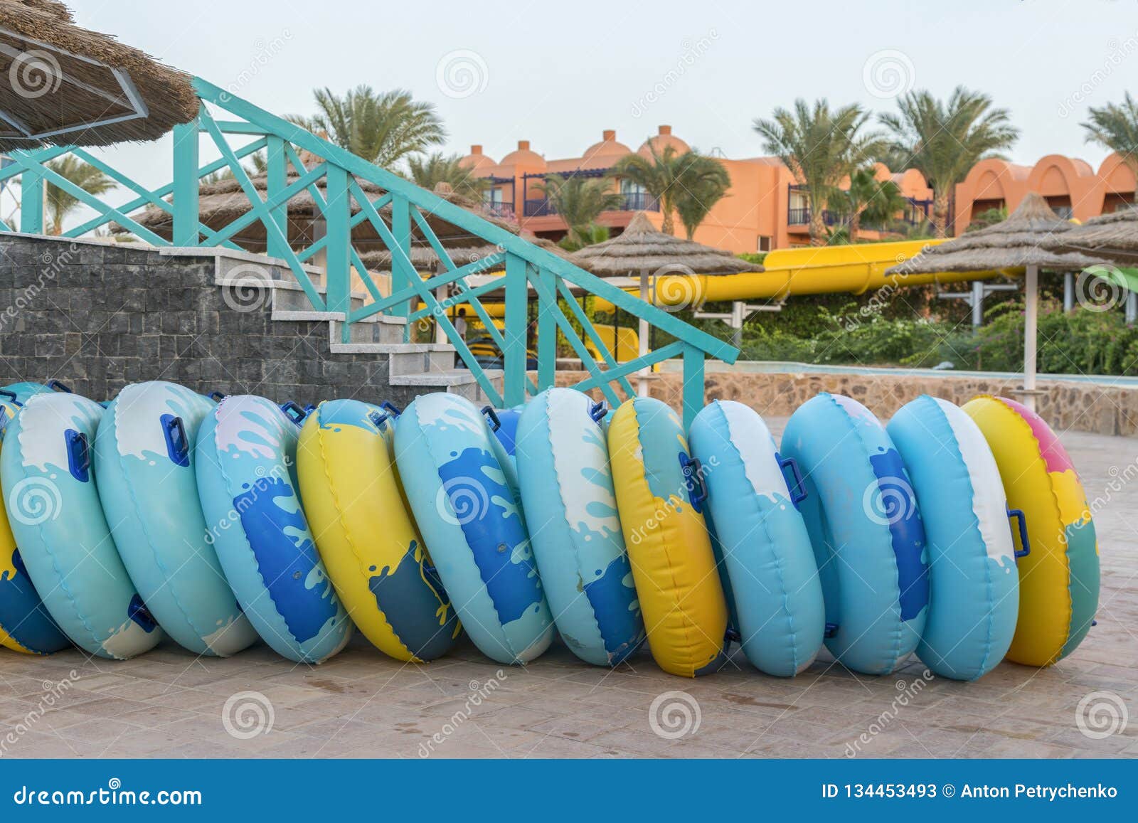 Water Circles for Water Slides. Inflatable Wheels for High-speed ...
