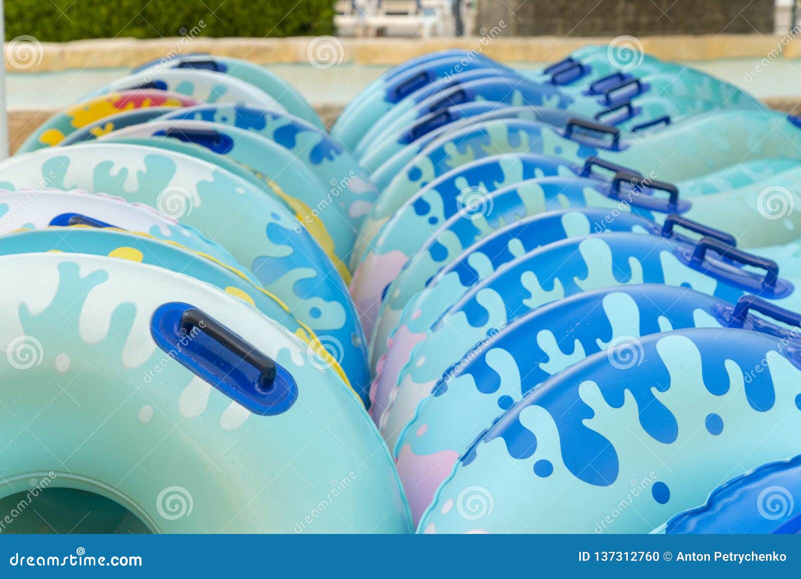 Water Circles for Water Slides. Inflatable Wheels for High-speed ...